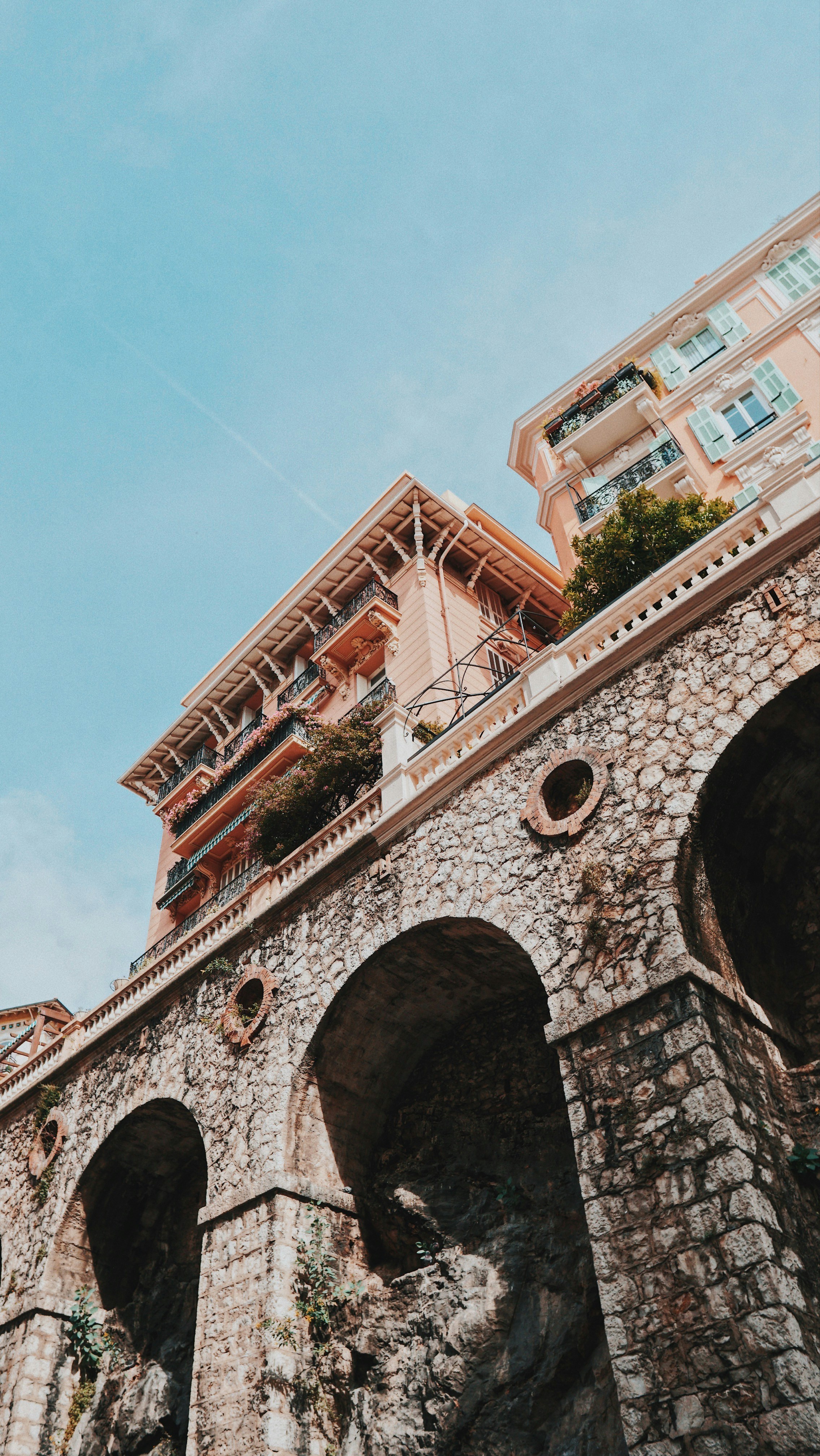 Overarched in Stone: A Parisian-tinged Terrace Clinging to the Old Bridge
