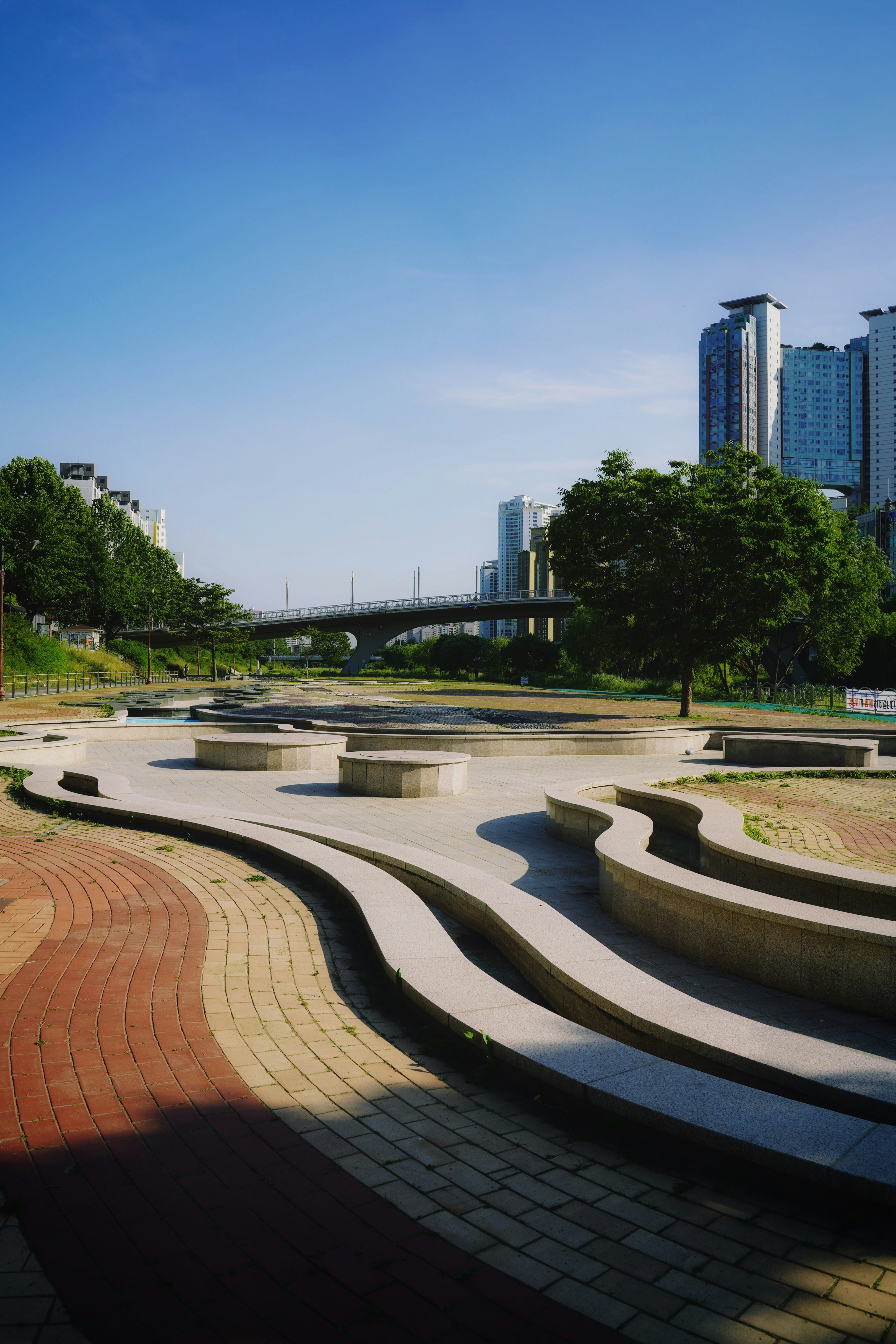 Urban Park Pictures | Download Free Images on Unsplash