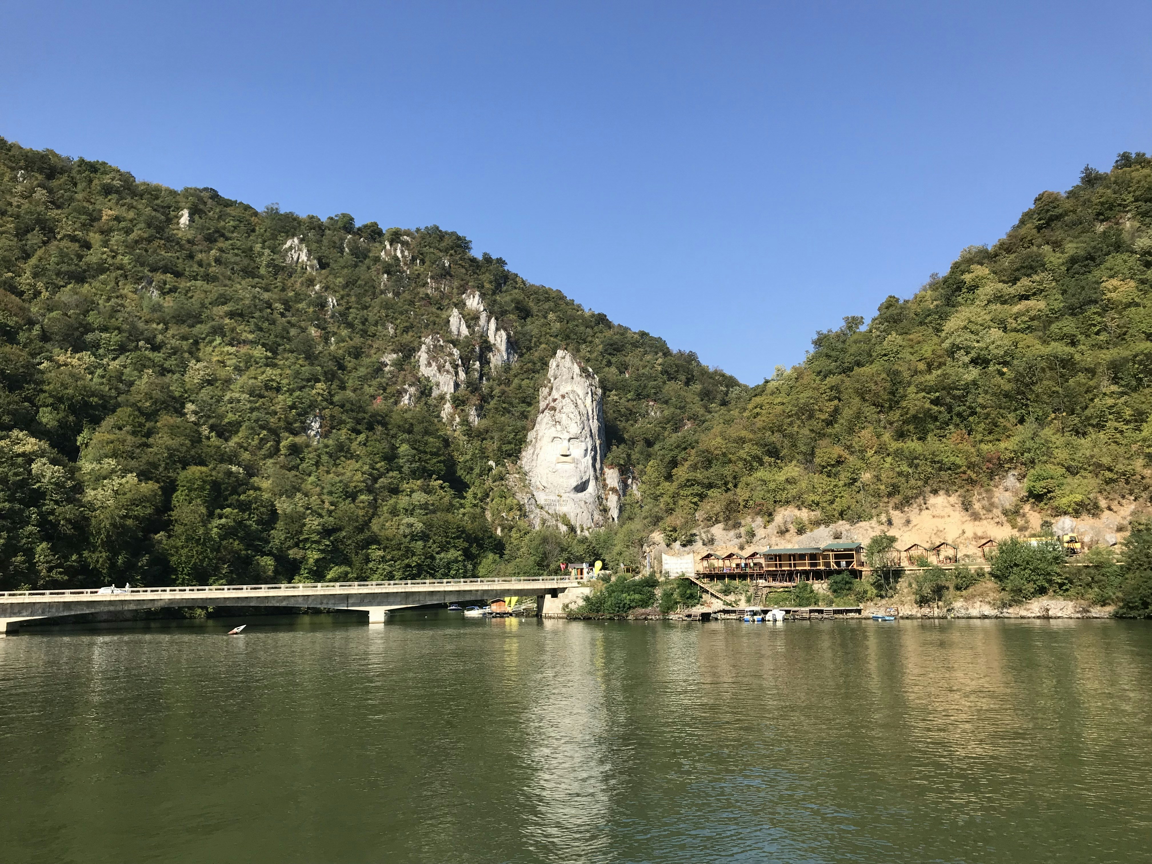 Verdant Cliffs and Tranquil Waters