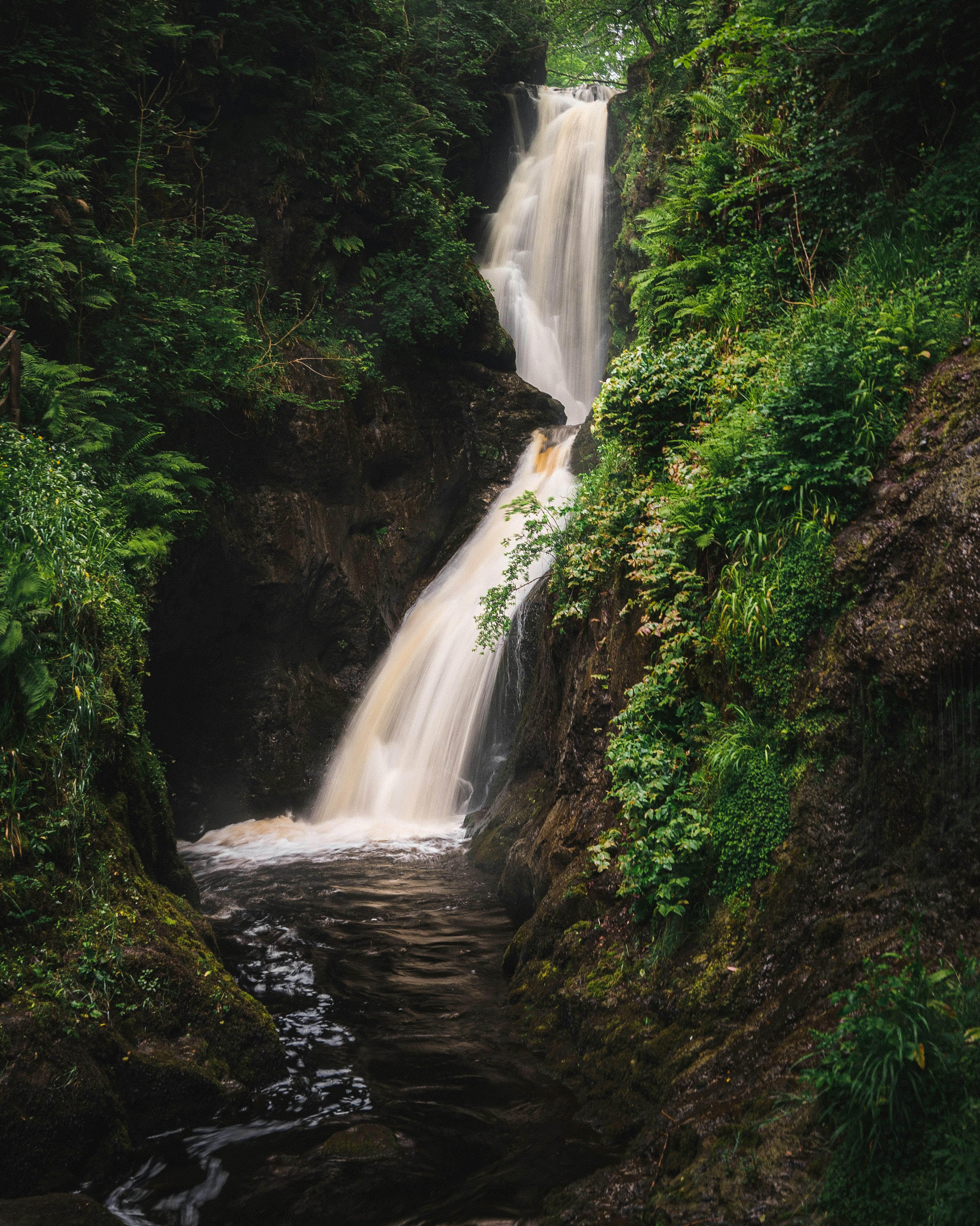 Waterfalls in the middle of green grass field photo – Free Uk Image on ...