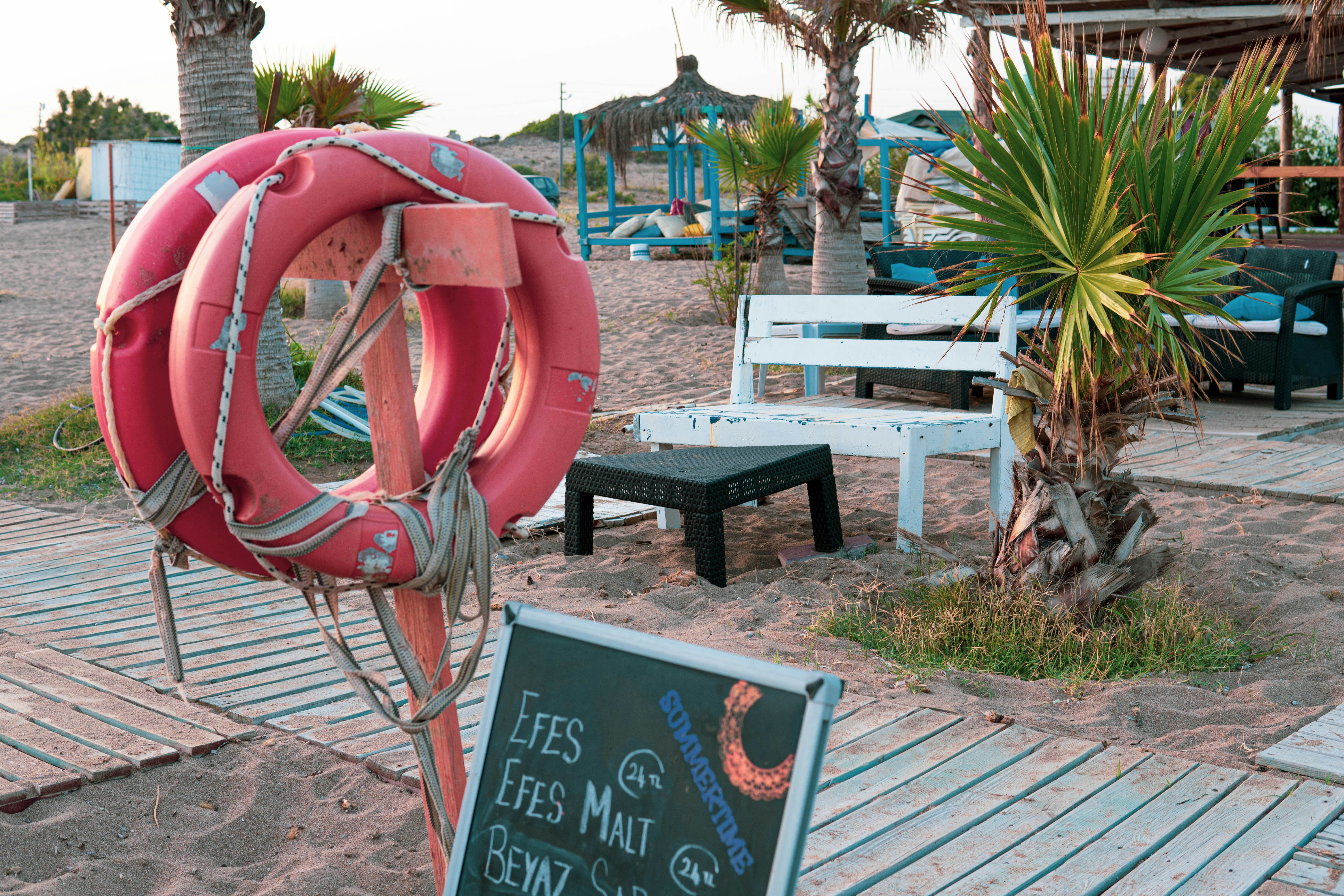 Lifebuoy at the Beachfront Café Signage