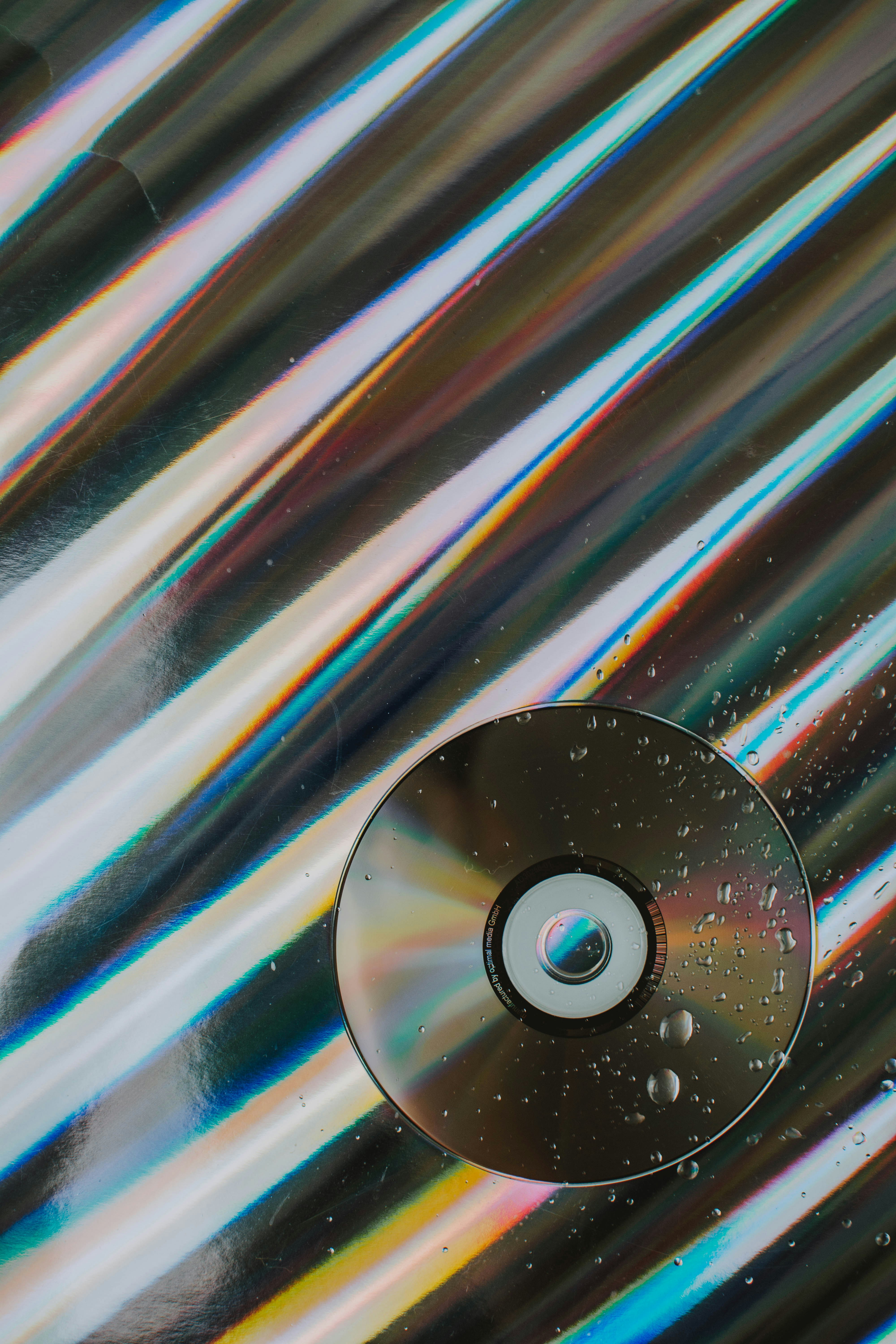 Black and silver compact disc photo – Free Disk Image on Unsplash