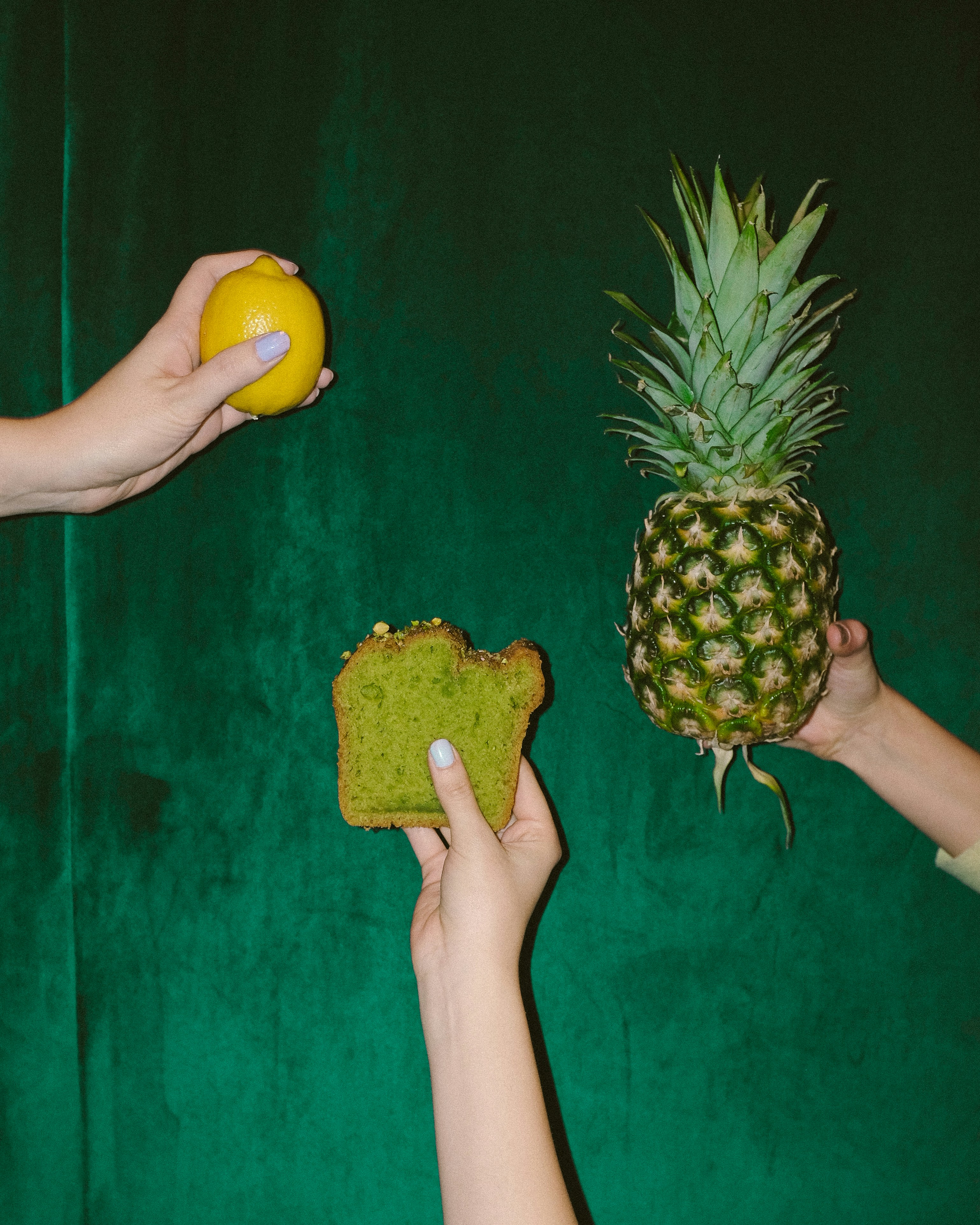 Person holding pineapple fruit and pineapple fruit photo – Free ...