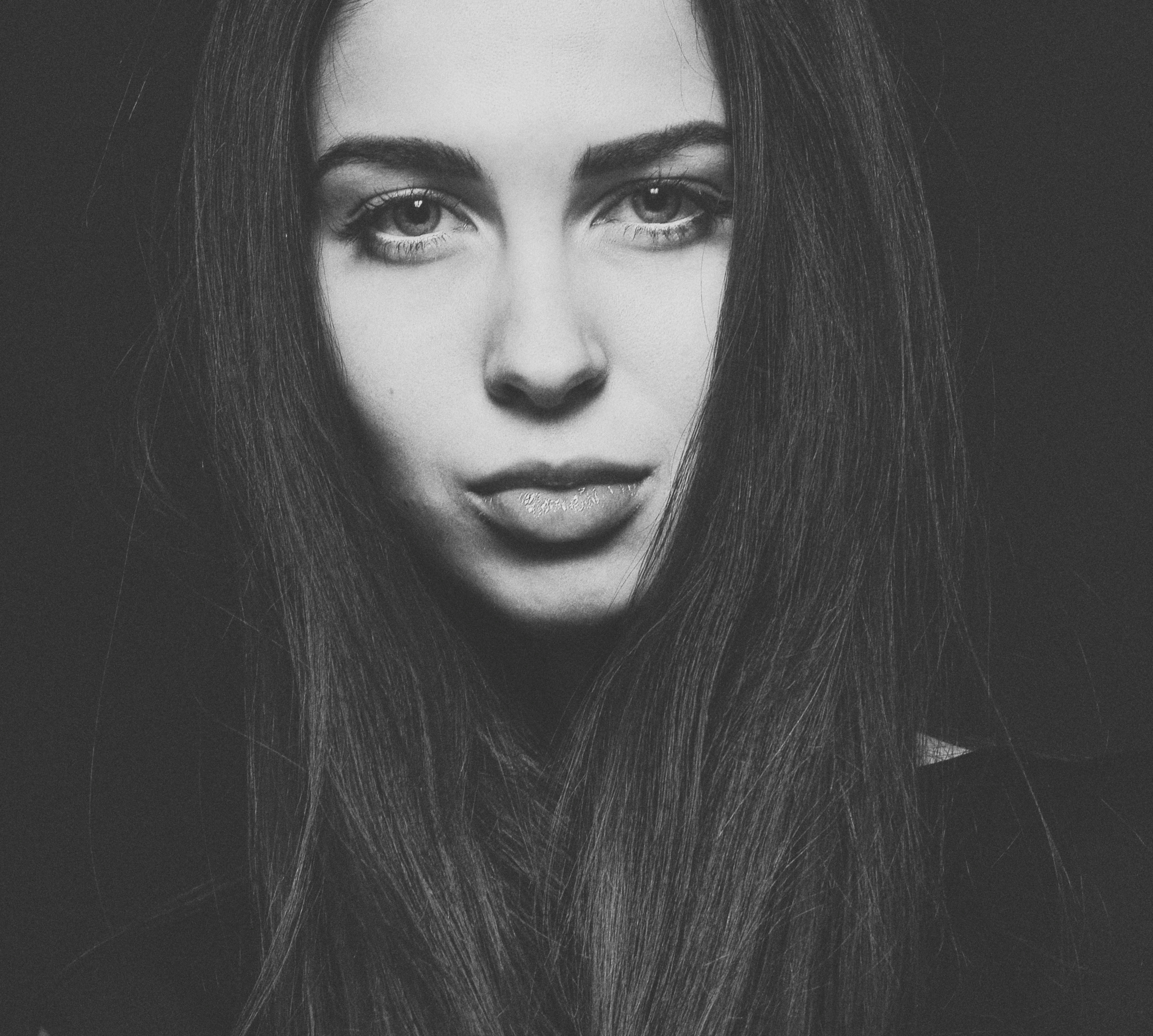 Womans face in grayscale photo – Free Grey Image on Unsplash