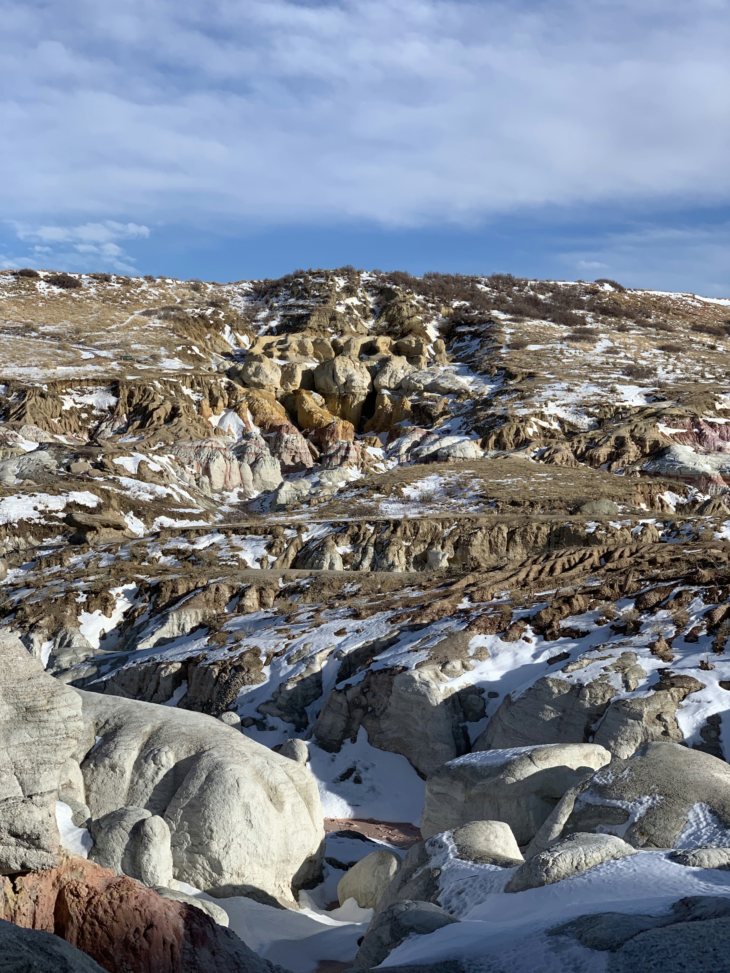 Gray rocky mountain under blue sky during daytime photo – Free Paint ...