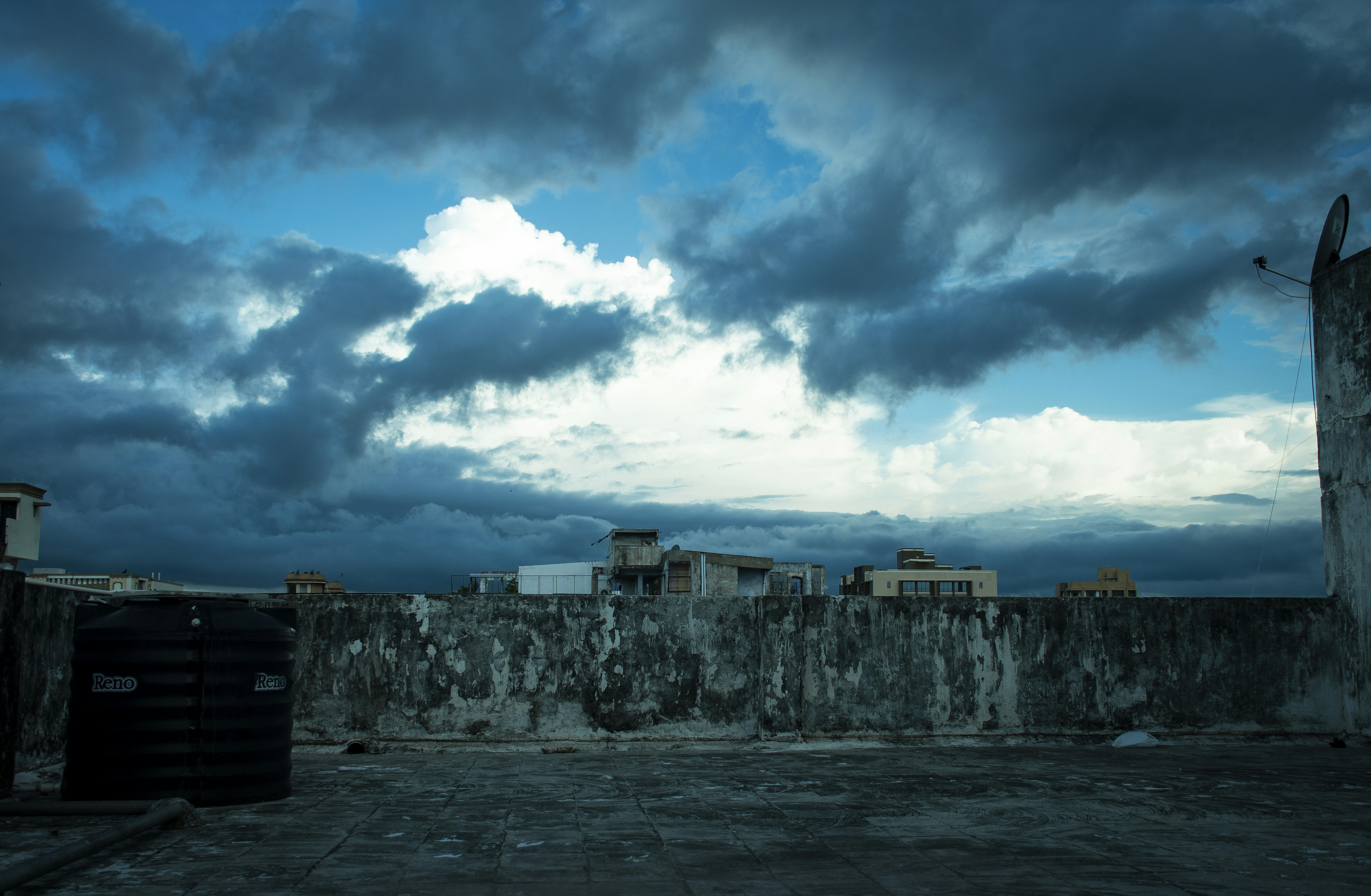 Sky has billions of colours.
Shot from home terrace 