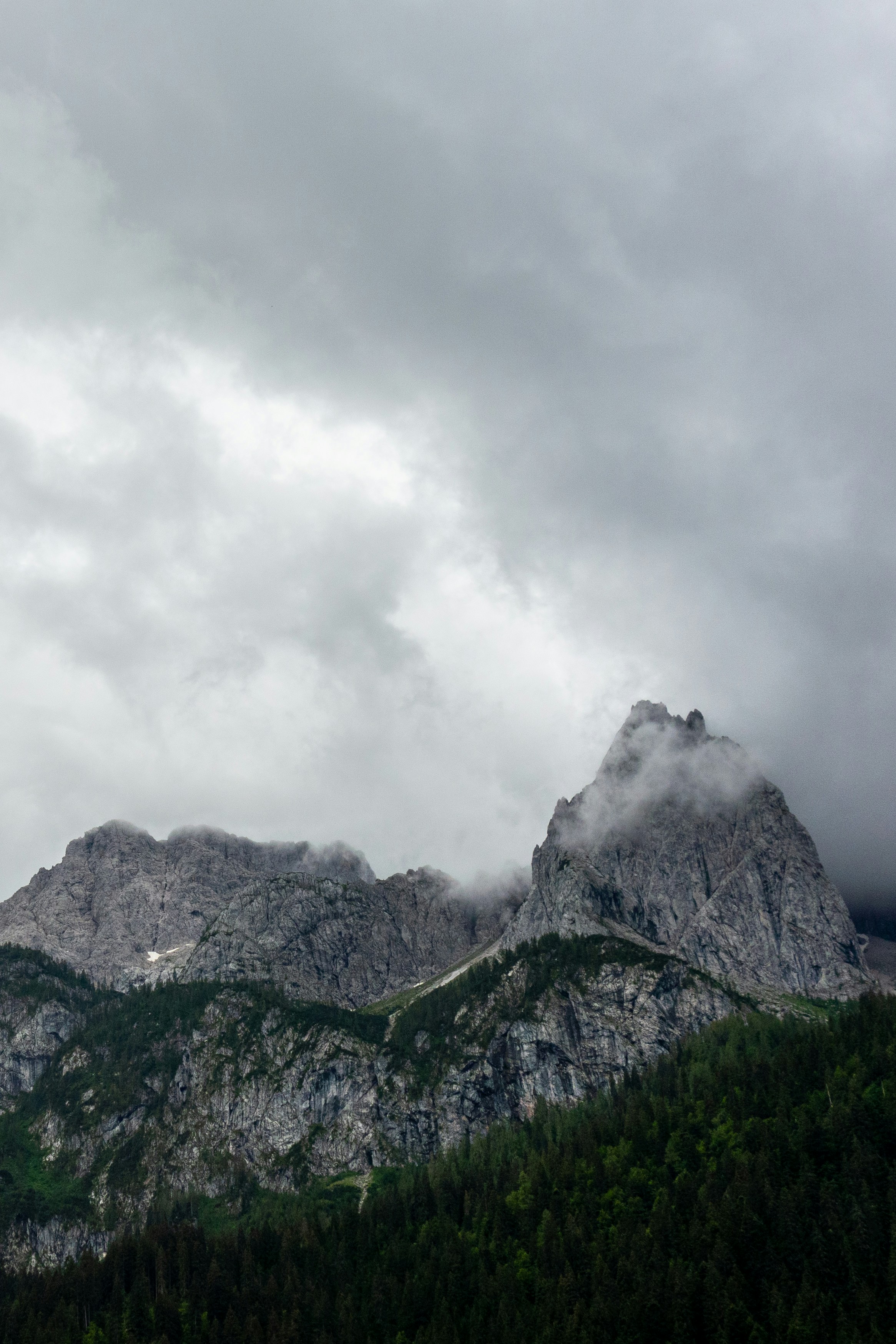 Grey Sky Pictures | Download Free Images on Unsplash