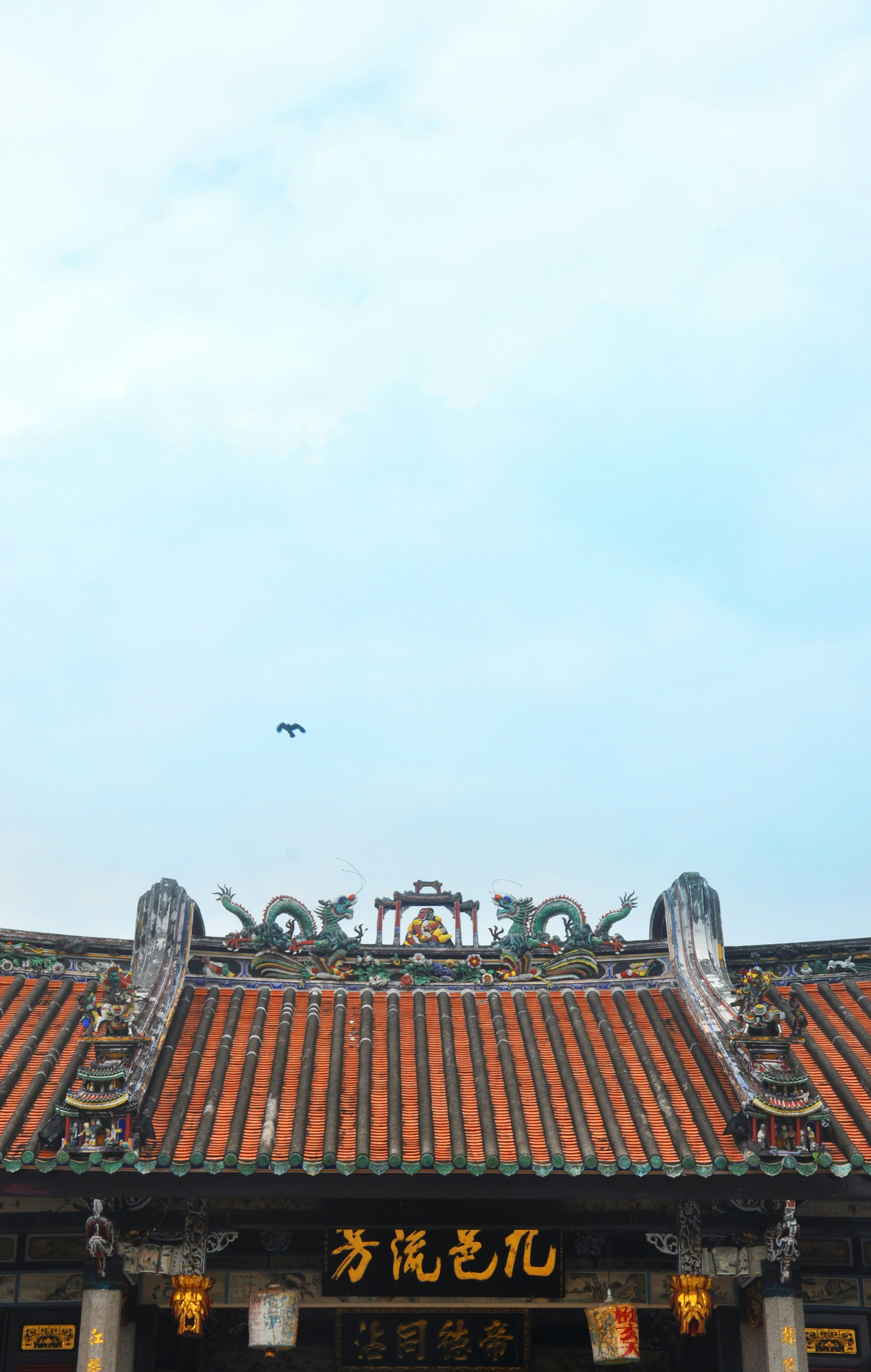Dragon-roofed Temple Smile: A Quiet Hour Over Ornate Eaves