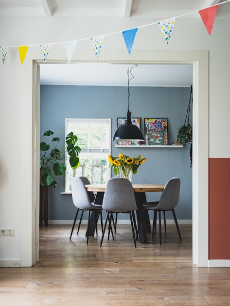 Decluttering for Small Spaces: Smart Strategies That Work | Less Mess ...