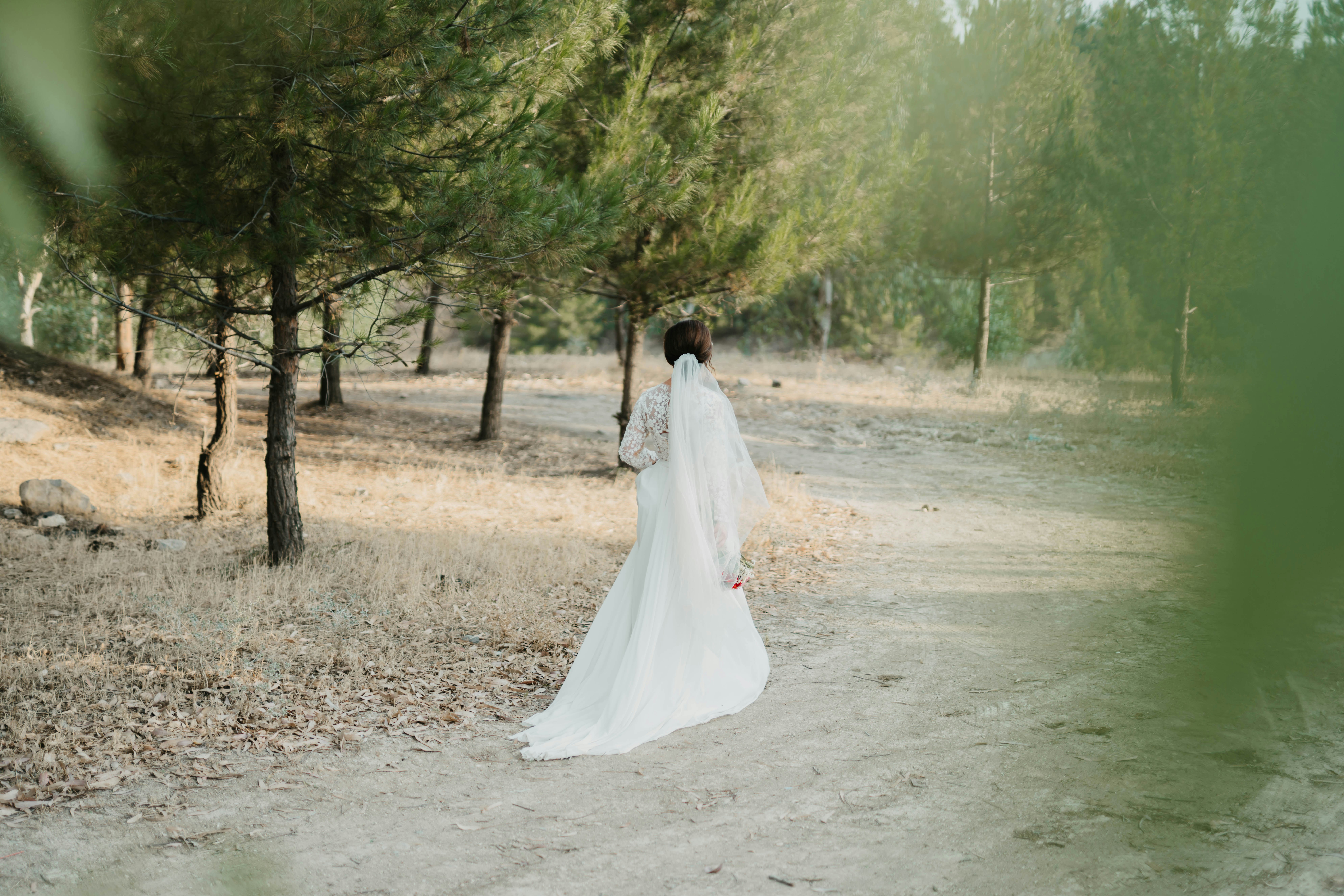 Silk and Sand: A Bride's Quiet Walk Through the Pines