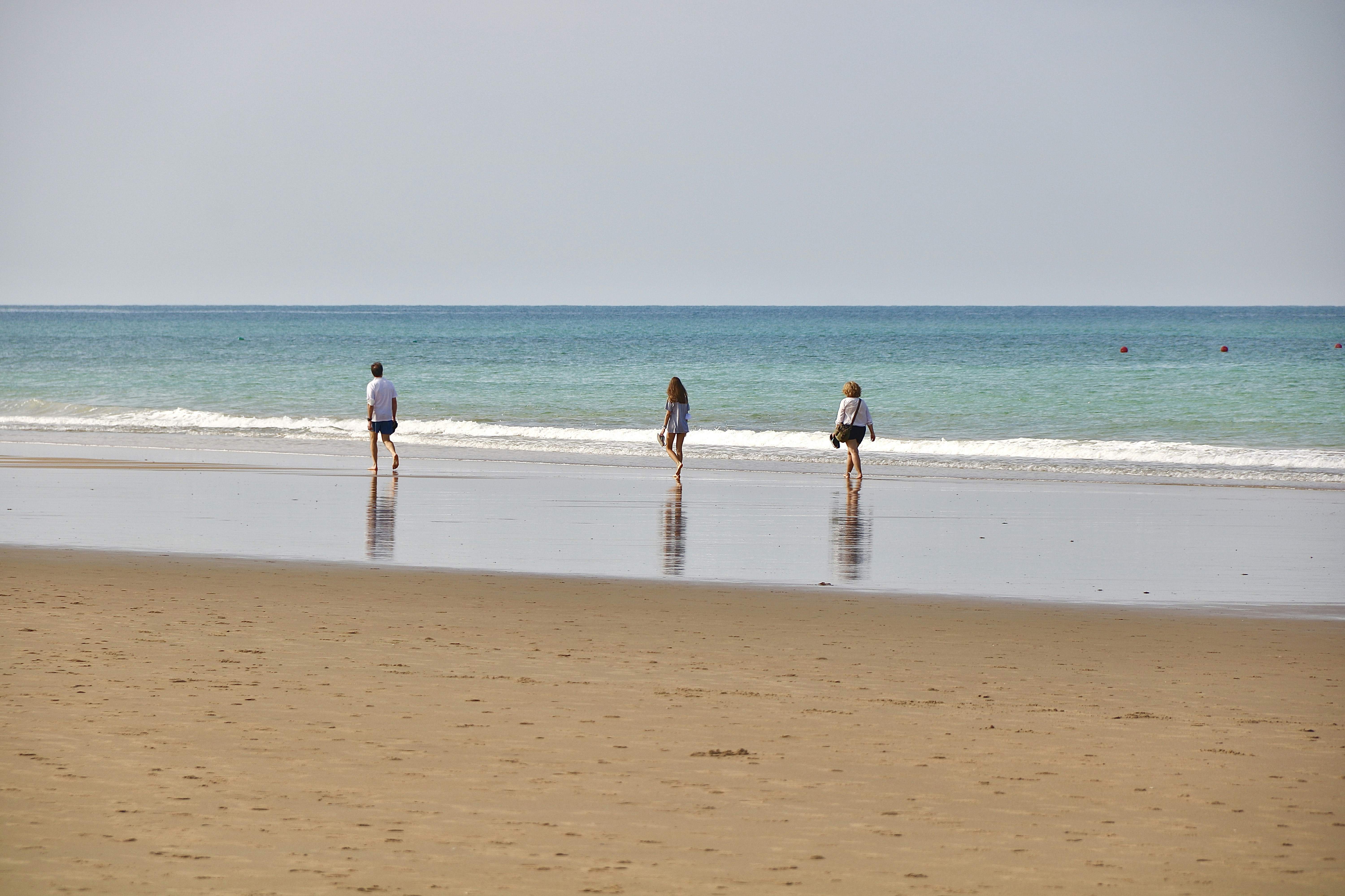 Tranquil Stroll on Cádiz Shoreline