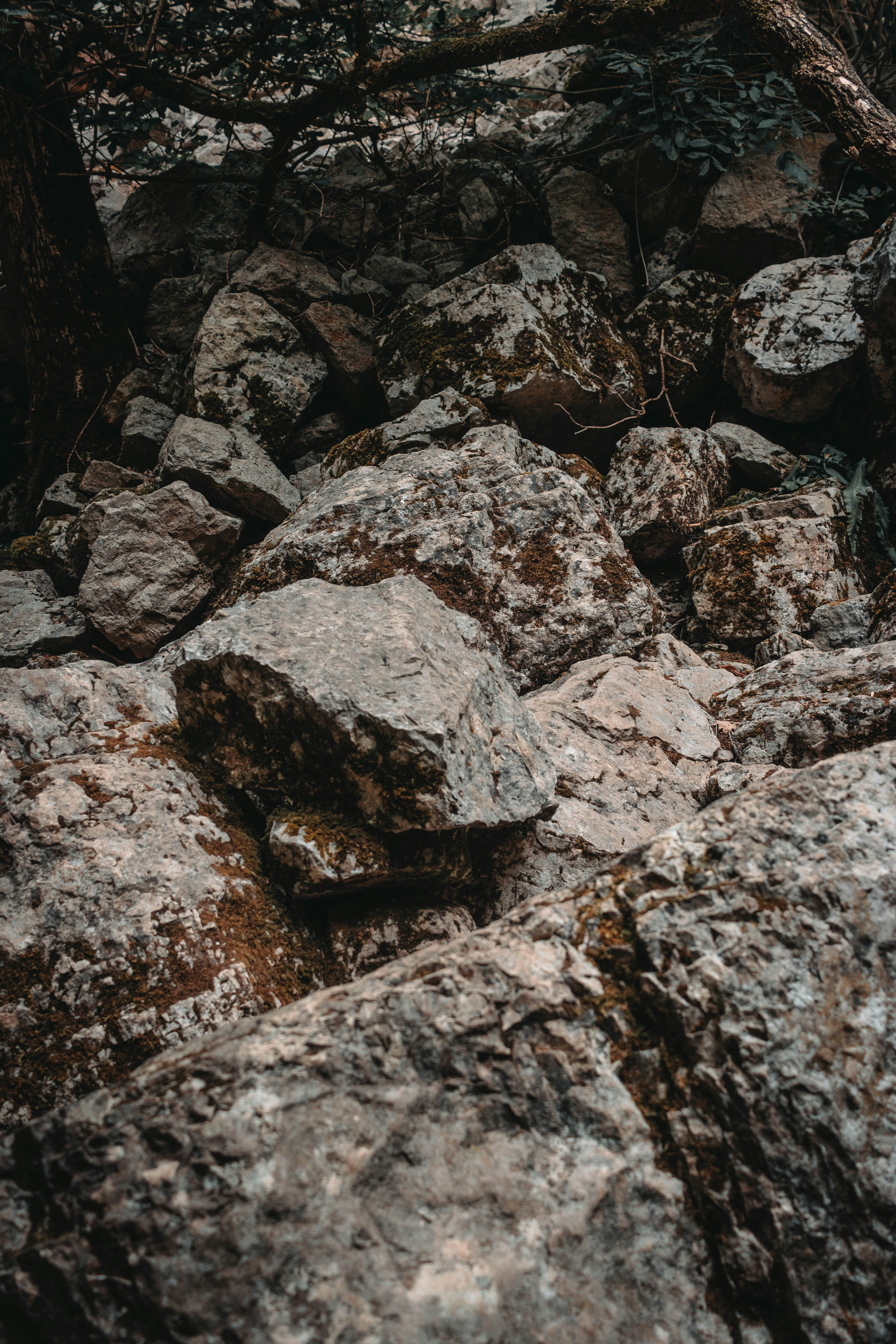 Brown and gray rocky ground photo – Free France Image on Unsplash
