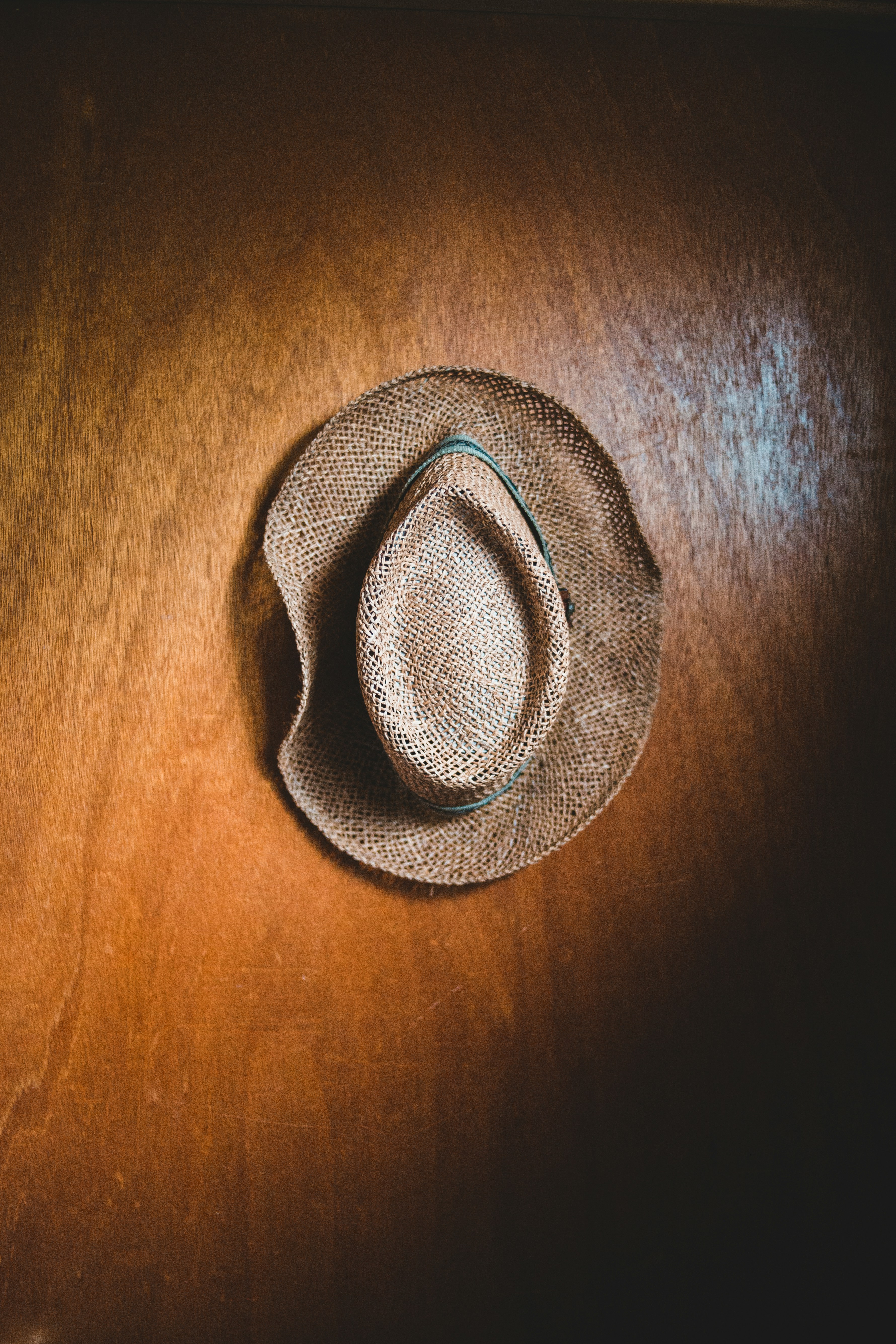 Gray and black round textile photo – Free Apparel Image on Unsplash