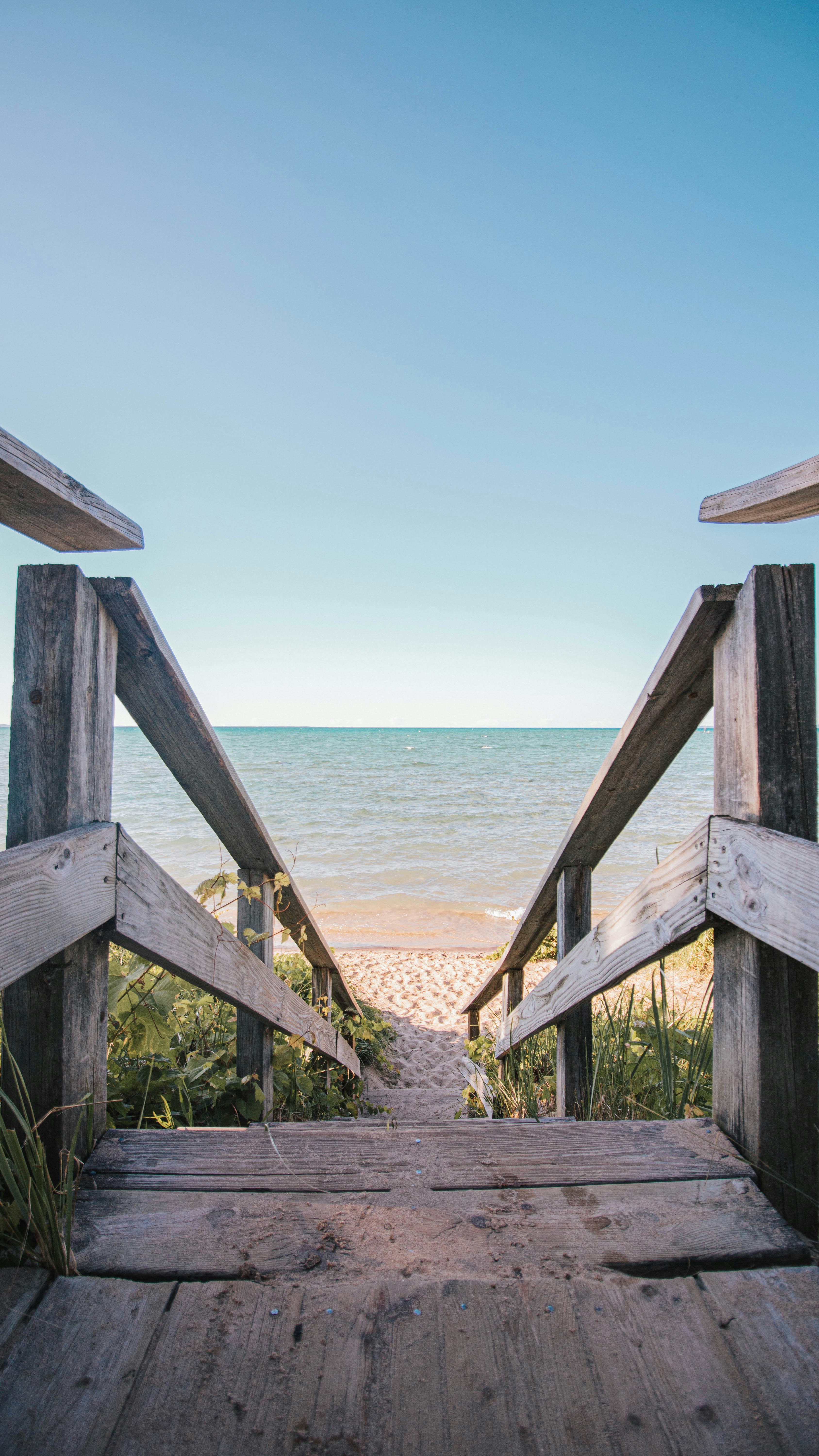 Travel vs. Traverse - What's the Difference? | This vs. That