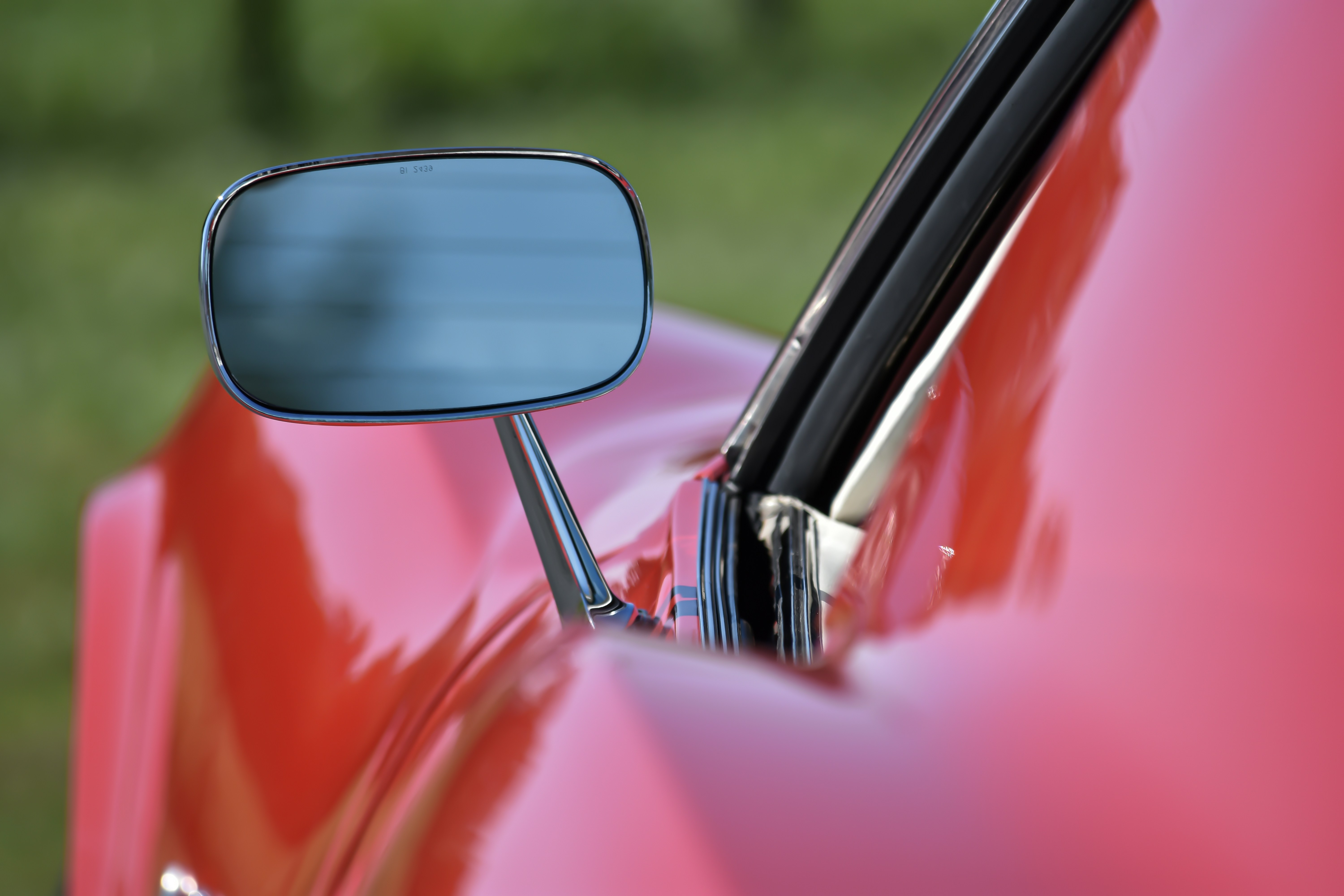 Red car side mirror during daytime photo – Free Mirror Image on Unsplash