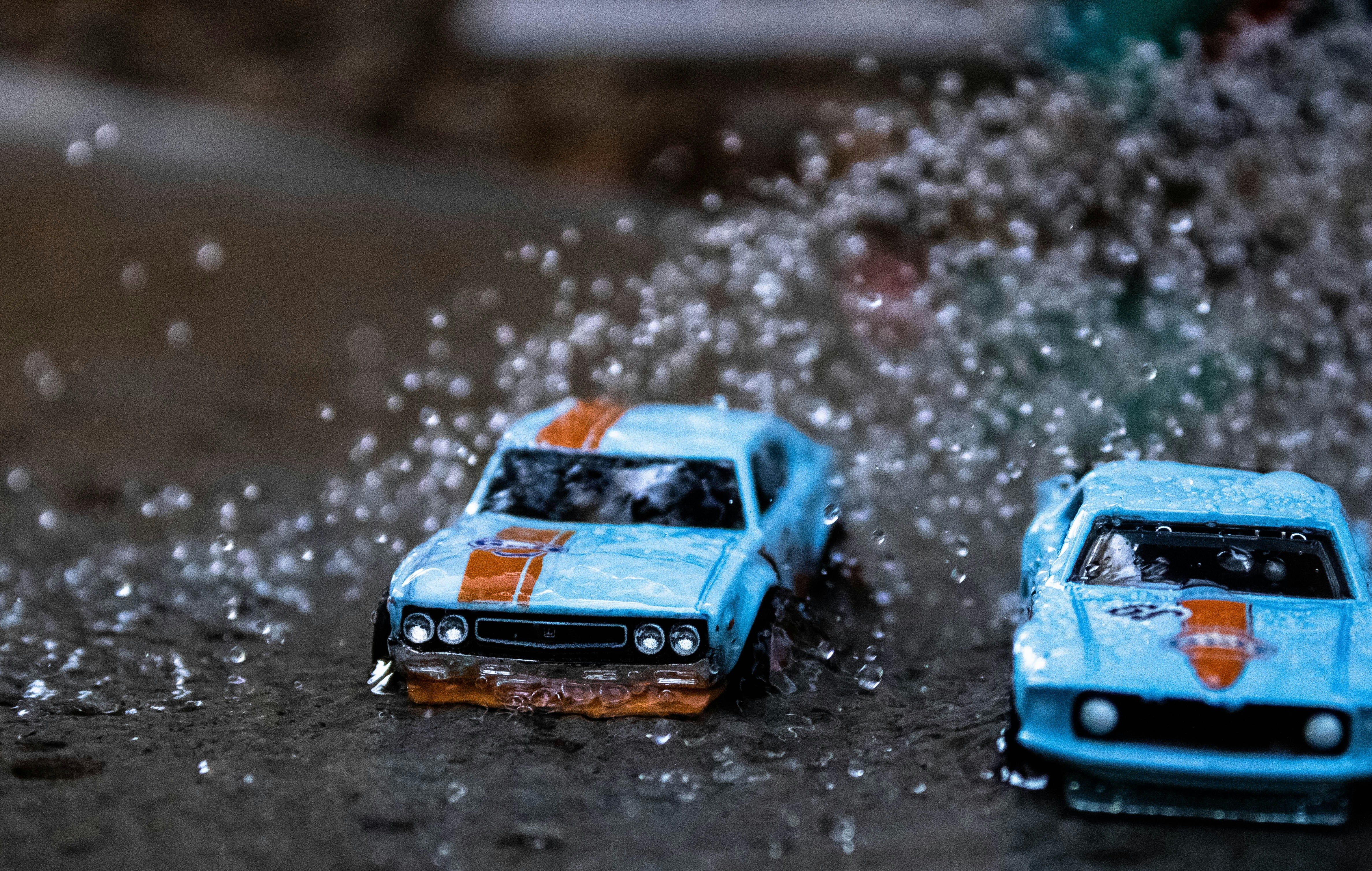 Foto Chevrolet Camaro azul y naranja en el agua – Imagen Coche gratis ...