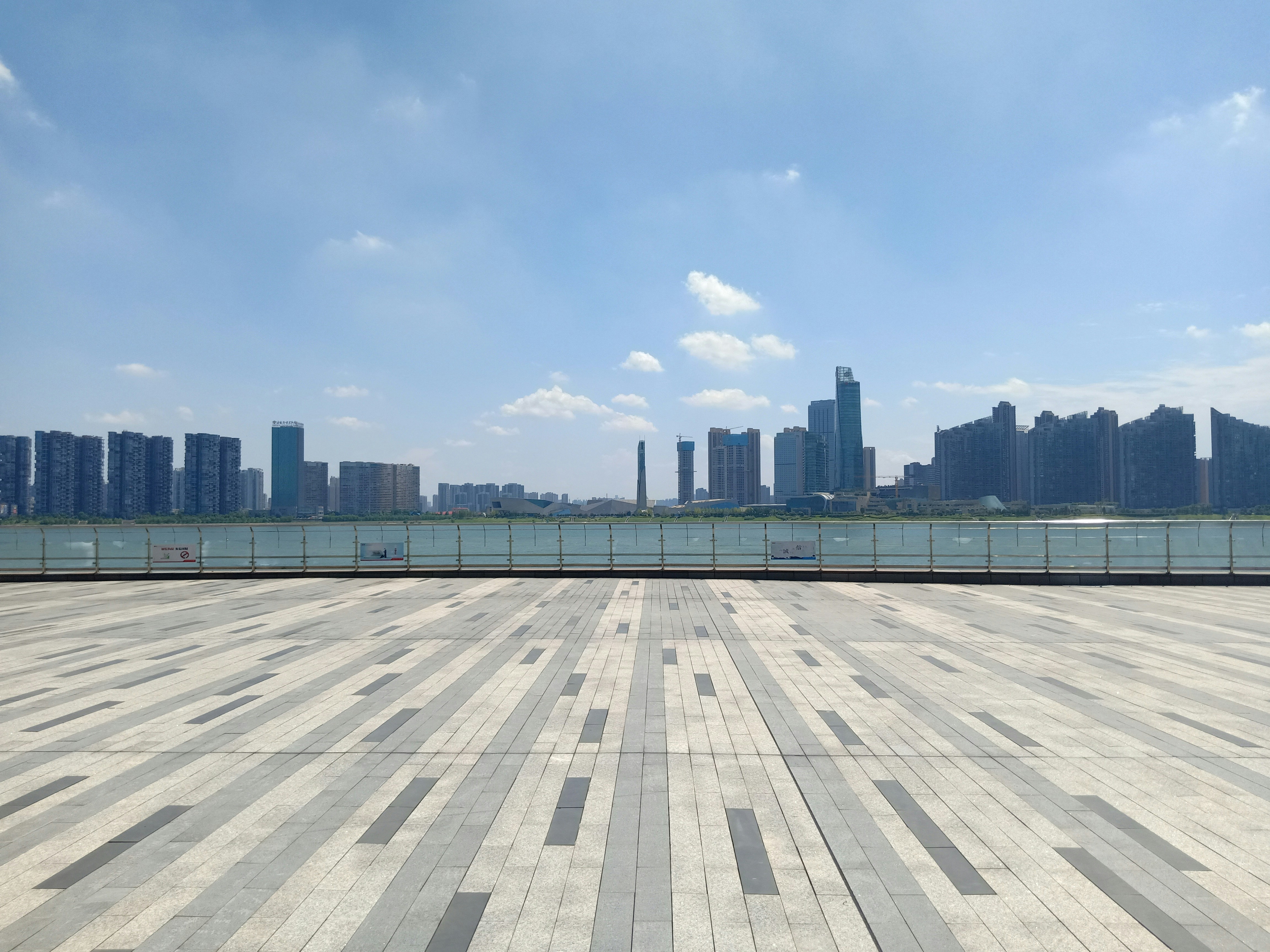 Urban Horizon: A Symphony of Architecture and Sky