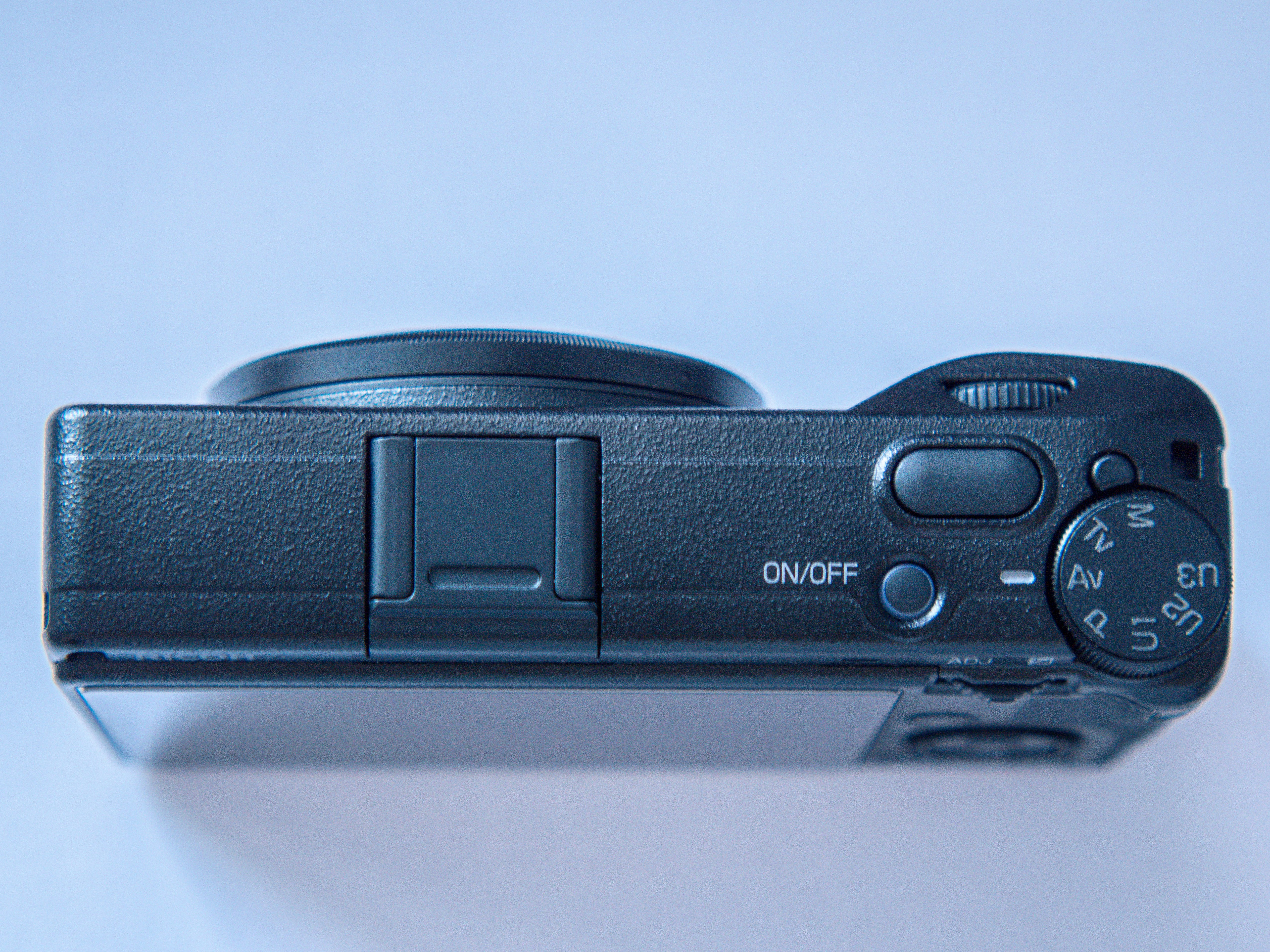 Black canon camera on white surface photo – Free Grey Image on Unsplash