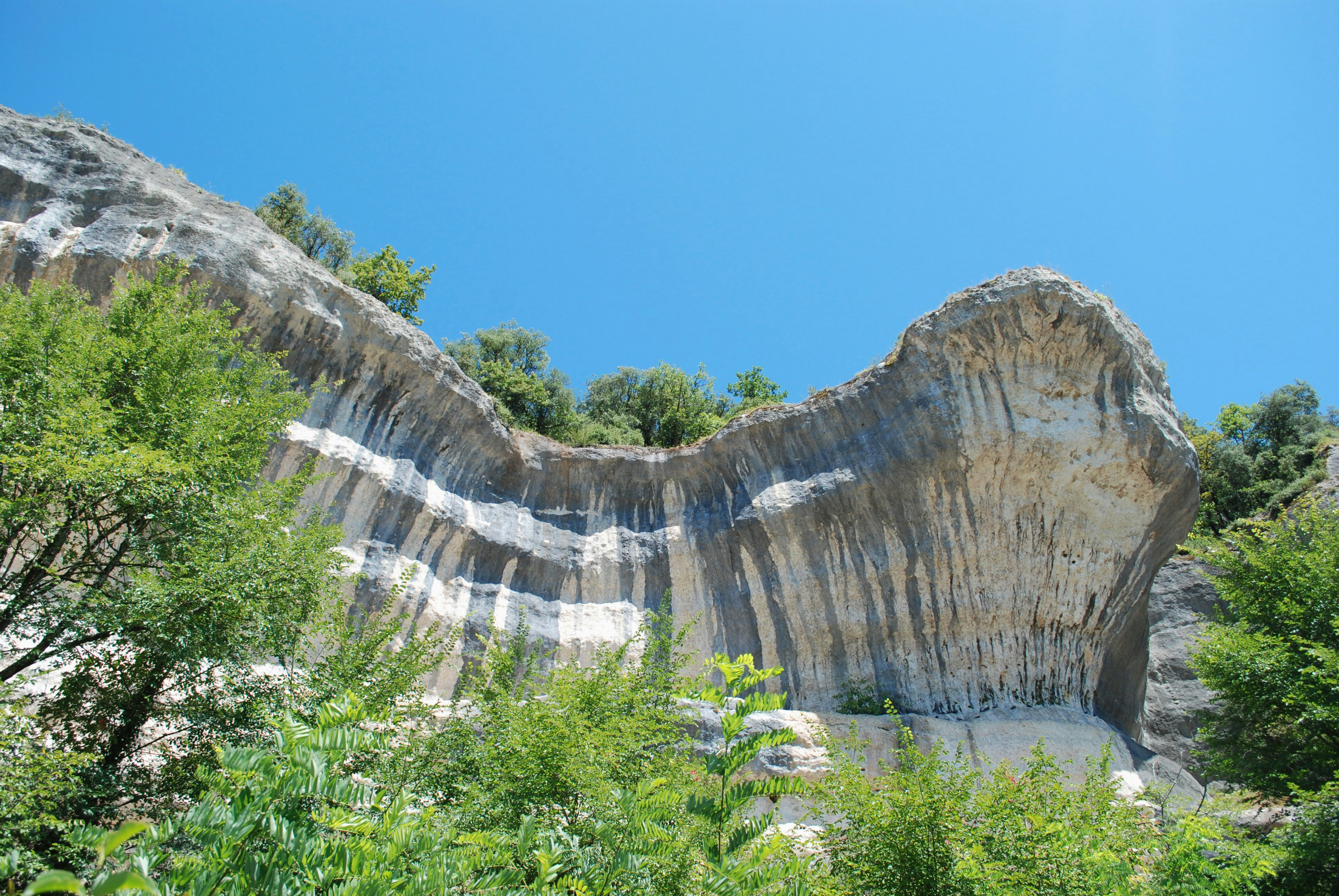 Roche Pictures | Download Free Images on Unsplash