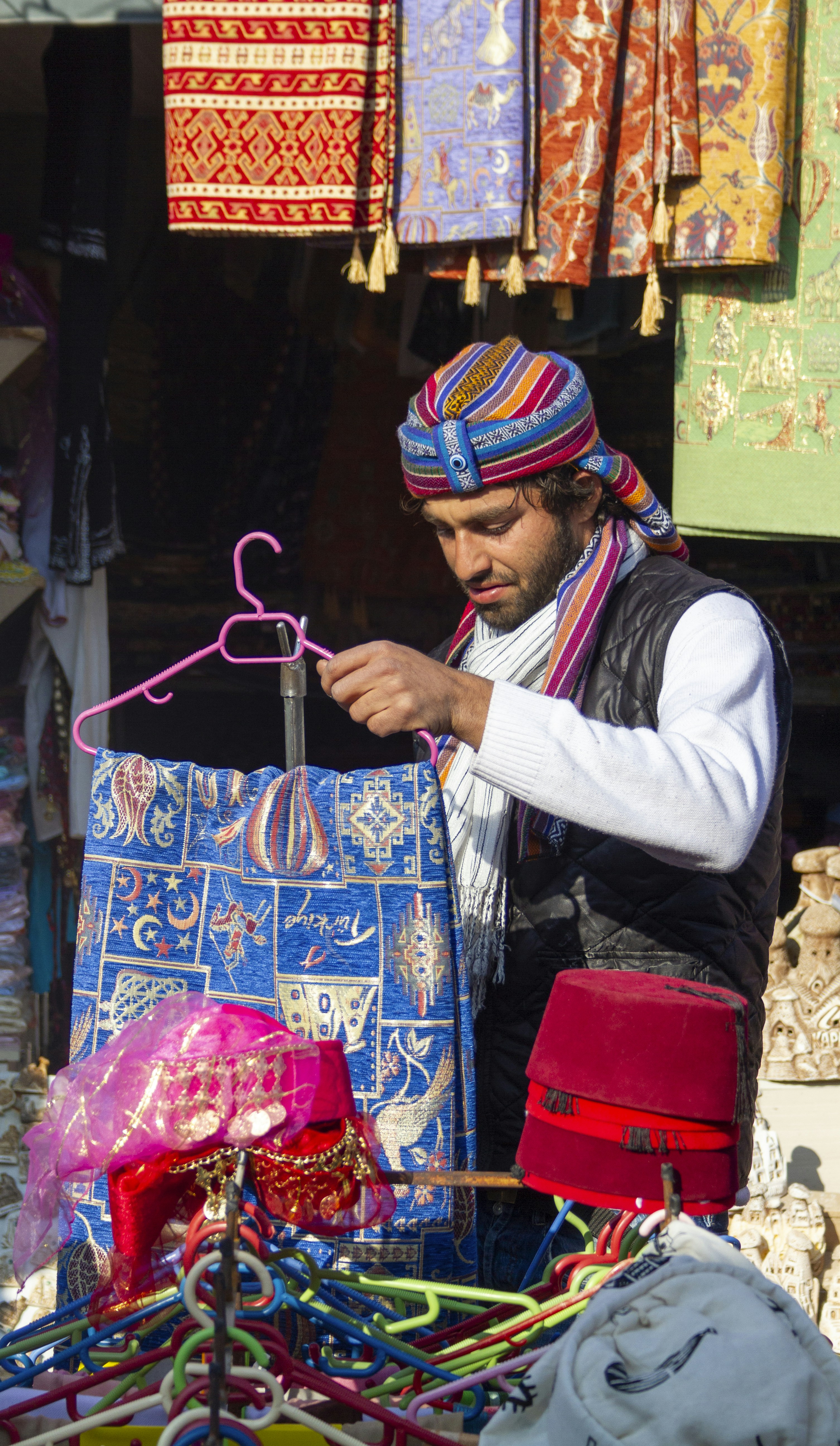 Threads of Tradition: A Market Encounter