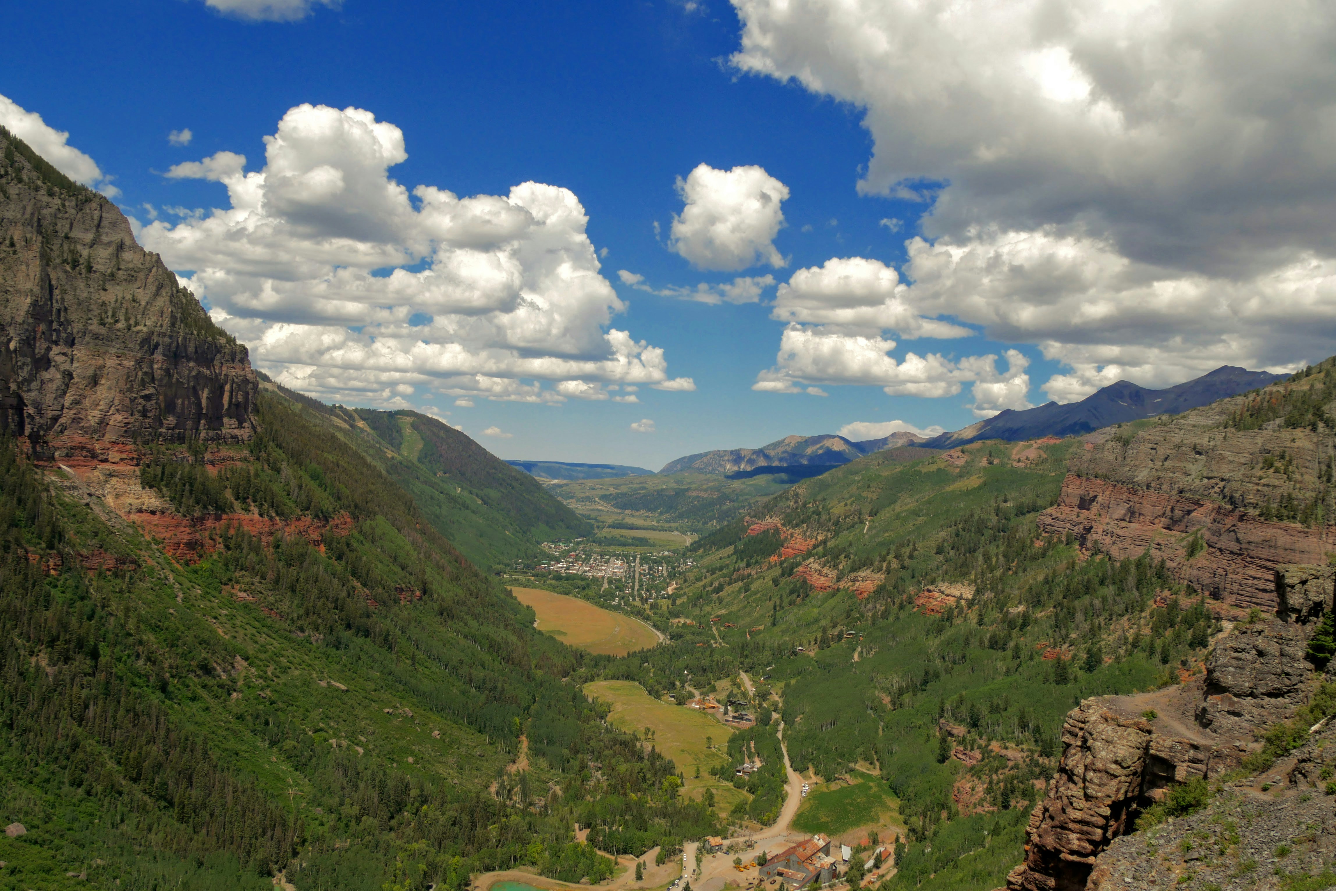 Vally Pictures | Download Free Images on Unsplash