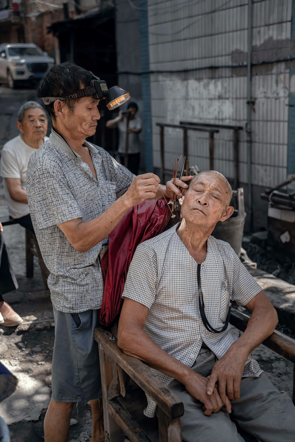 A Guide To Balding Men’s Hairstyles – k8397