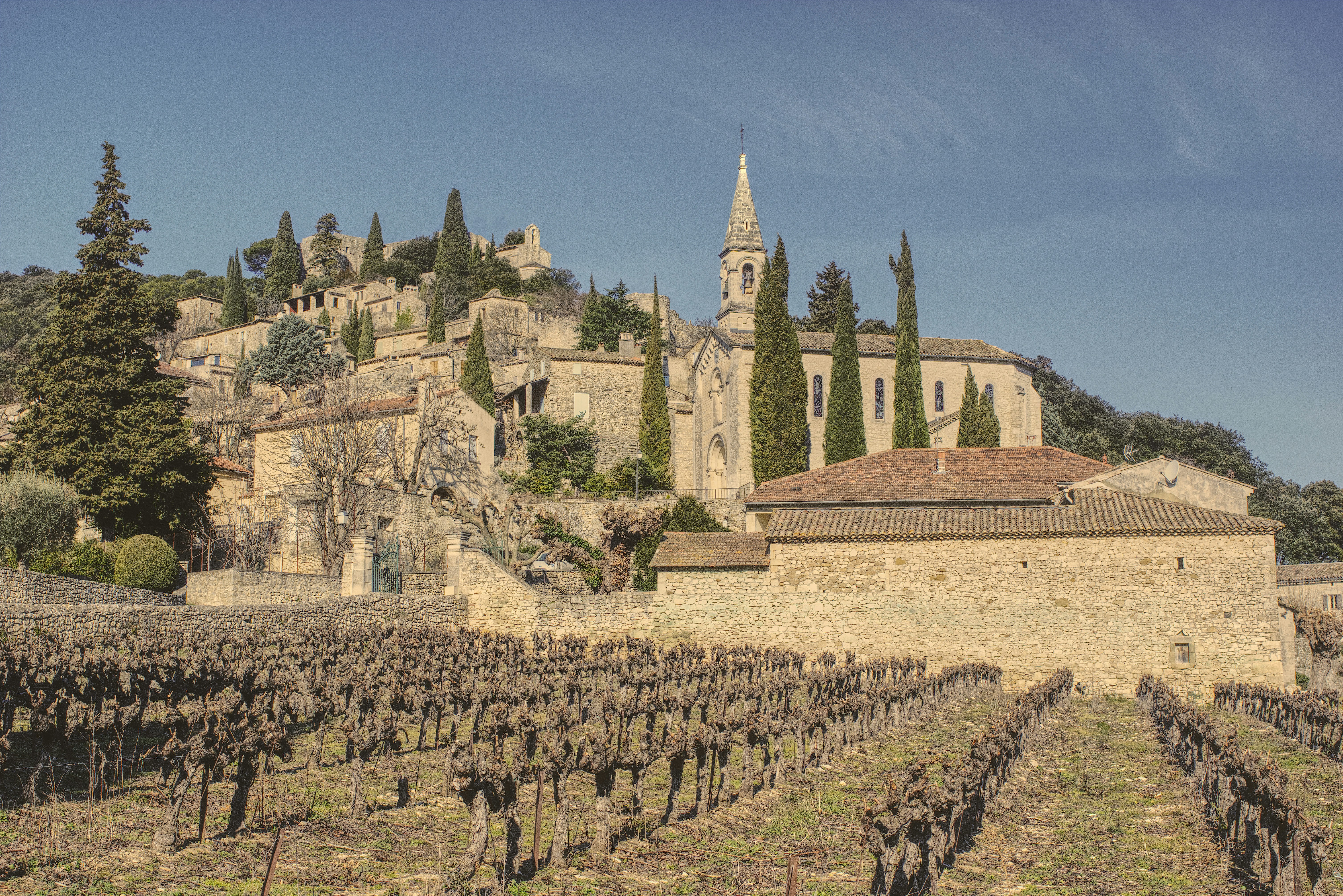 Morning Light on Ancient StoneworkFrédéric Barriol