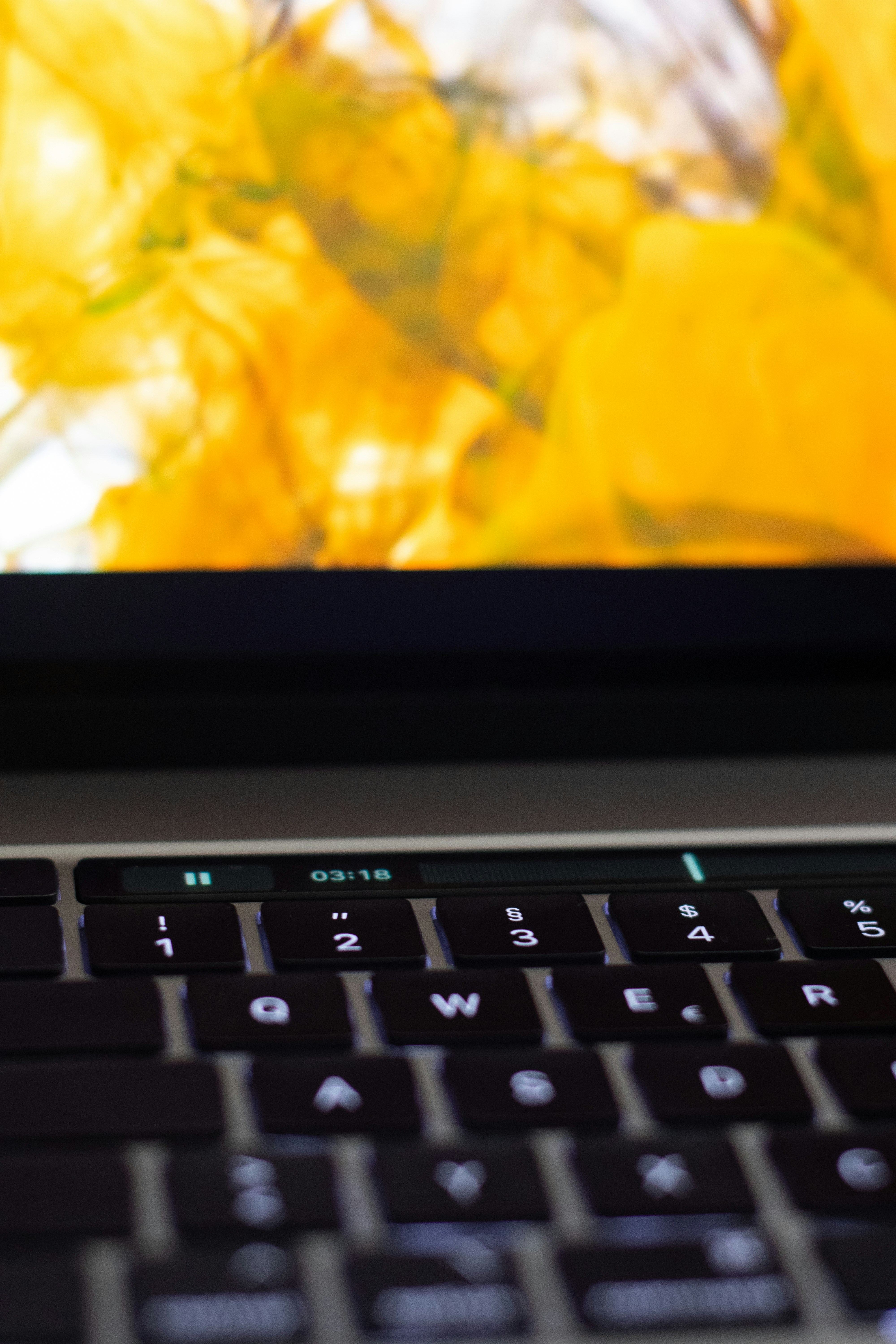 Tech | 16 best free tech, electronic, apple and closeup photos on Unsplash