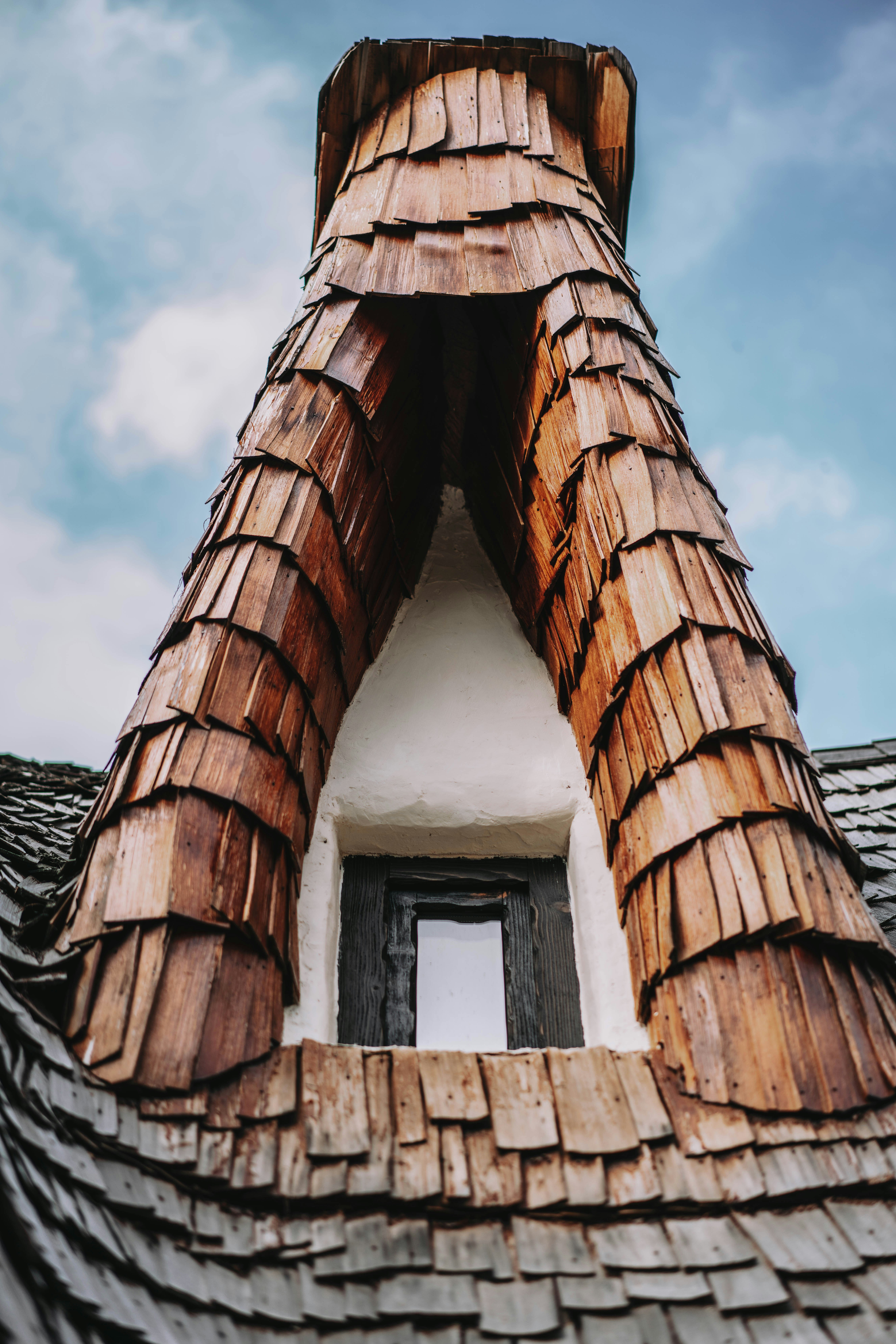 brown and white concrete building