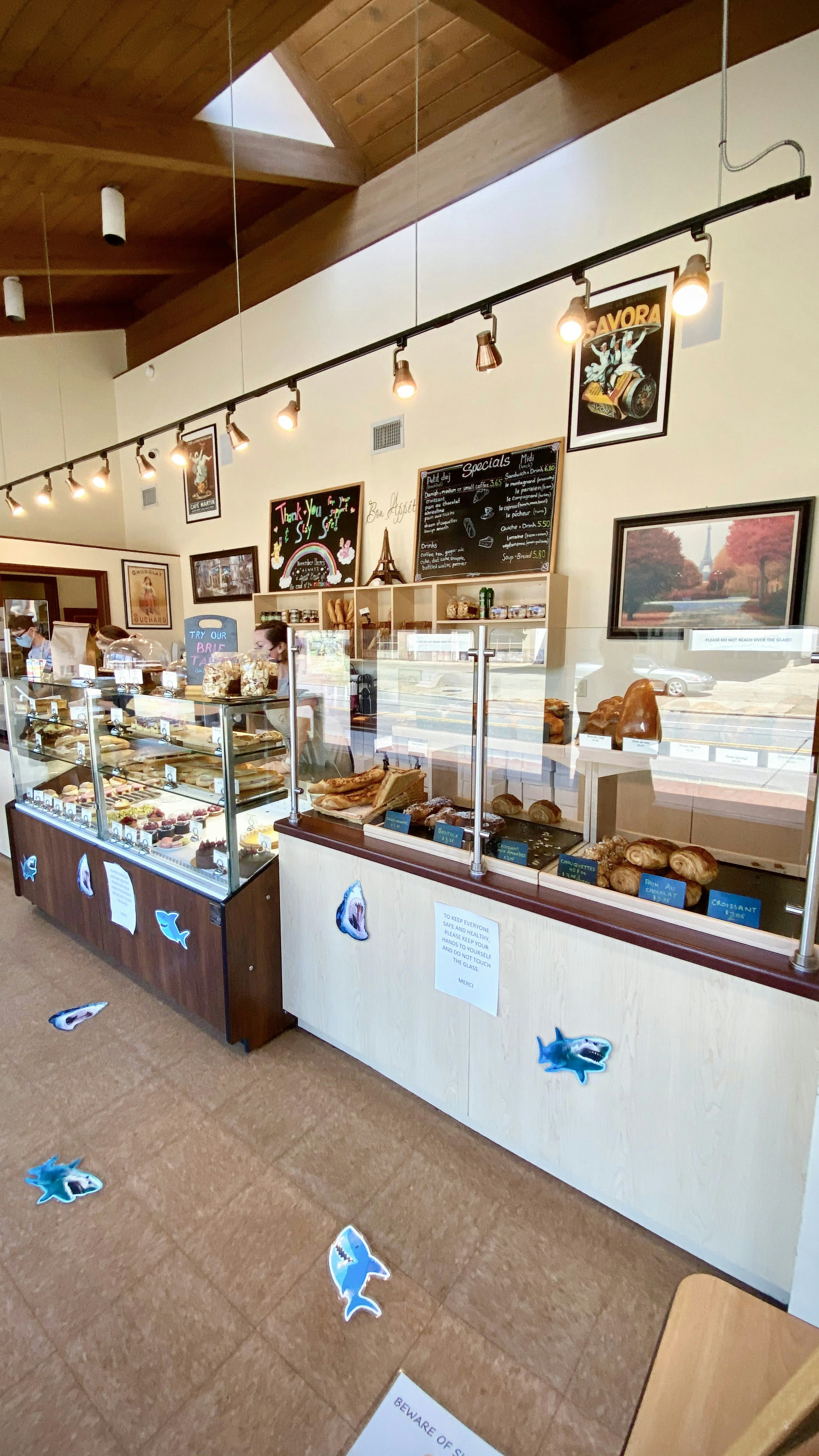 clear glass food display counter