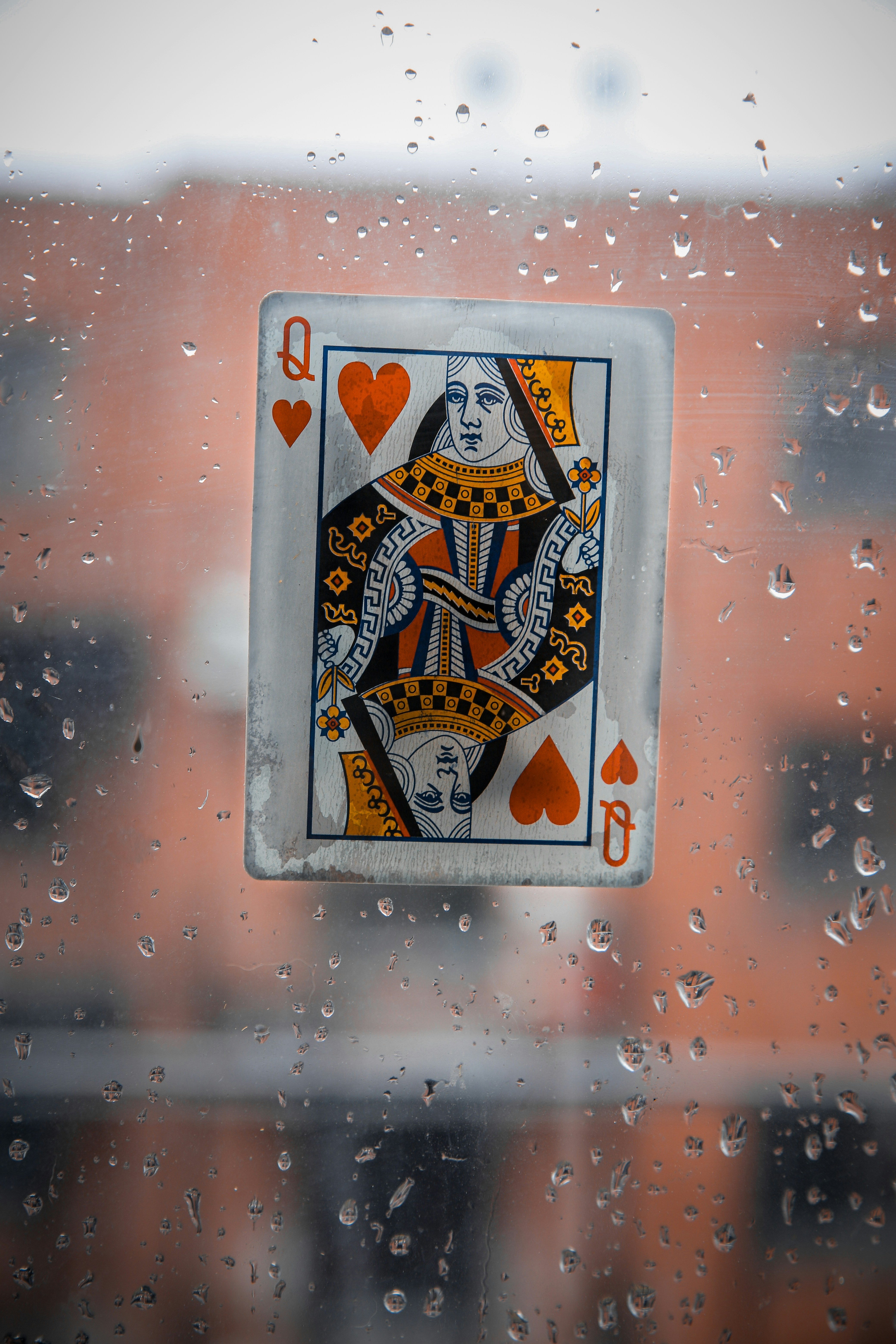 Queen of Hearts in the Rain