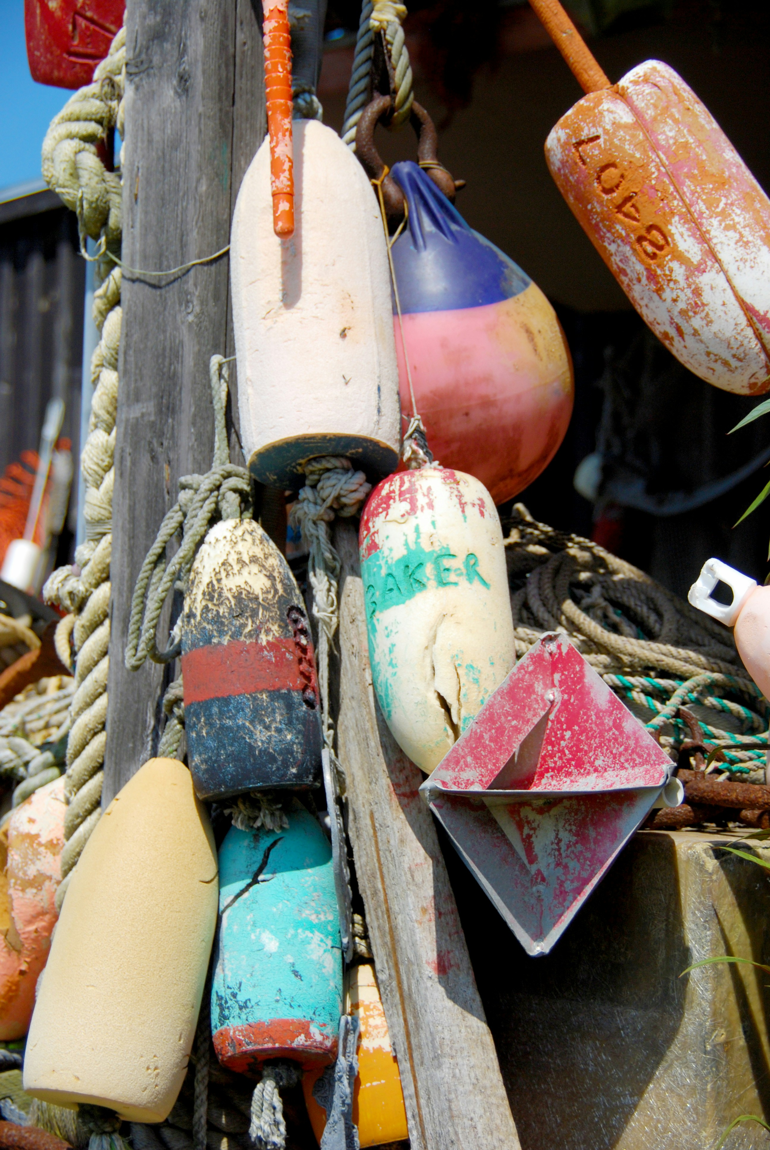 Red and white fire extinguisher photo – Free Sea Image on Unsplash