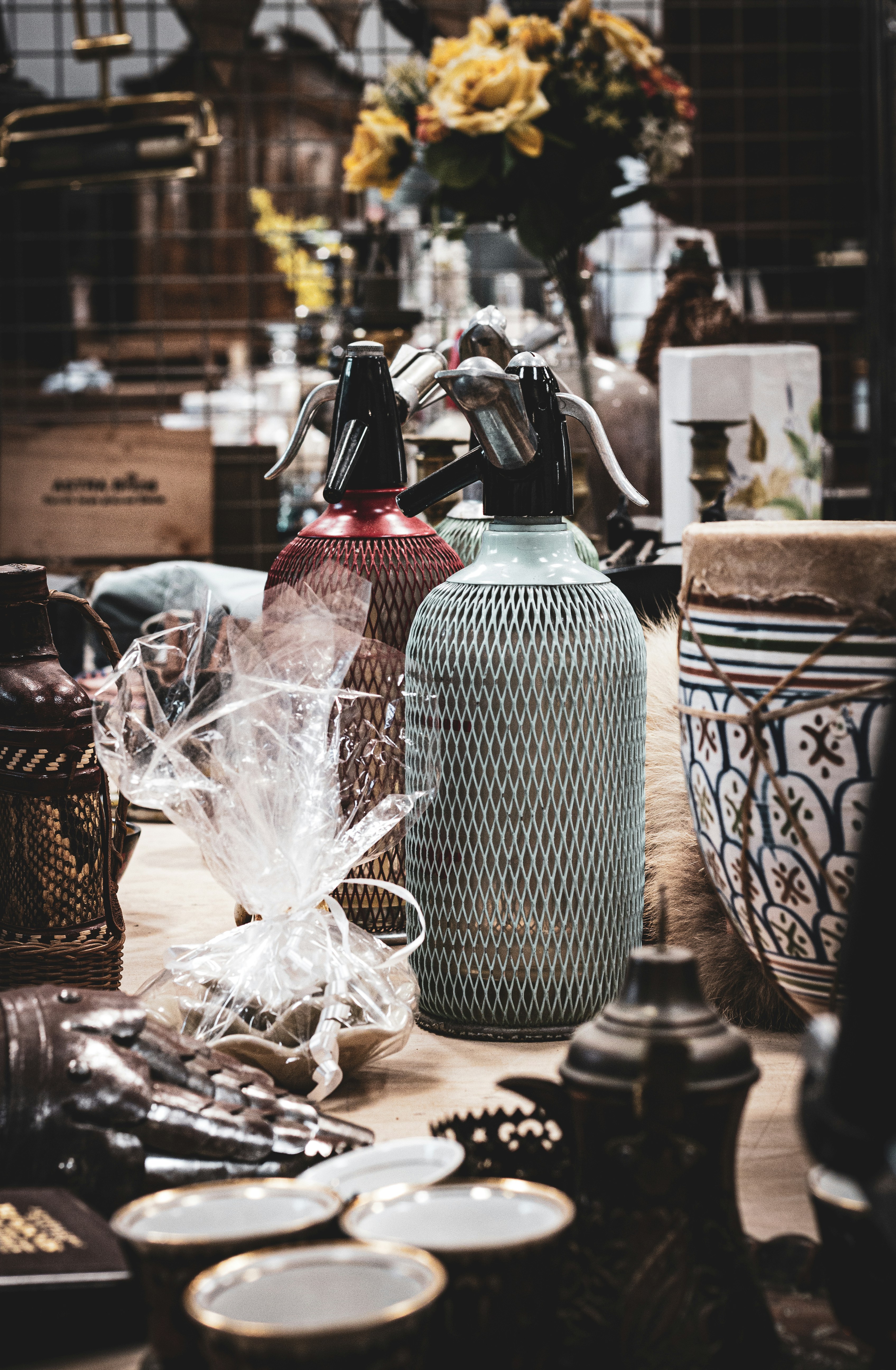 Ceramic Hydration: Glazed Bottles Guarding the Market Staging
