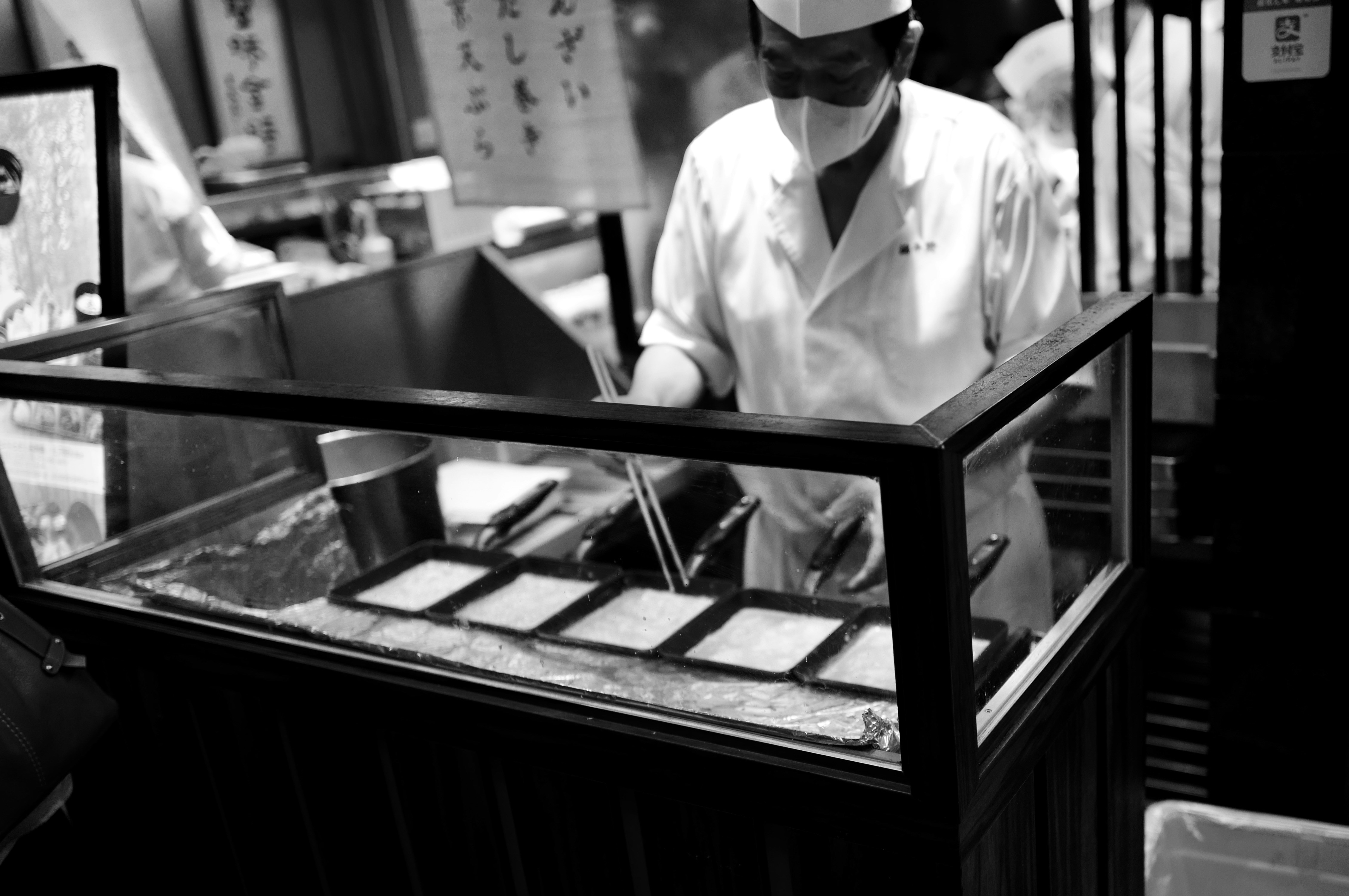 Behind the Glass: A Chef’s Quiet Craft at the Counter