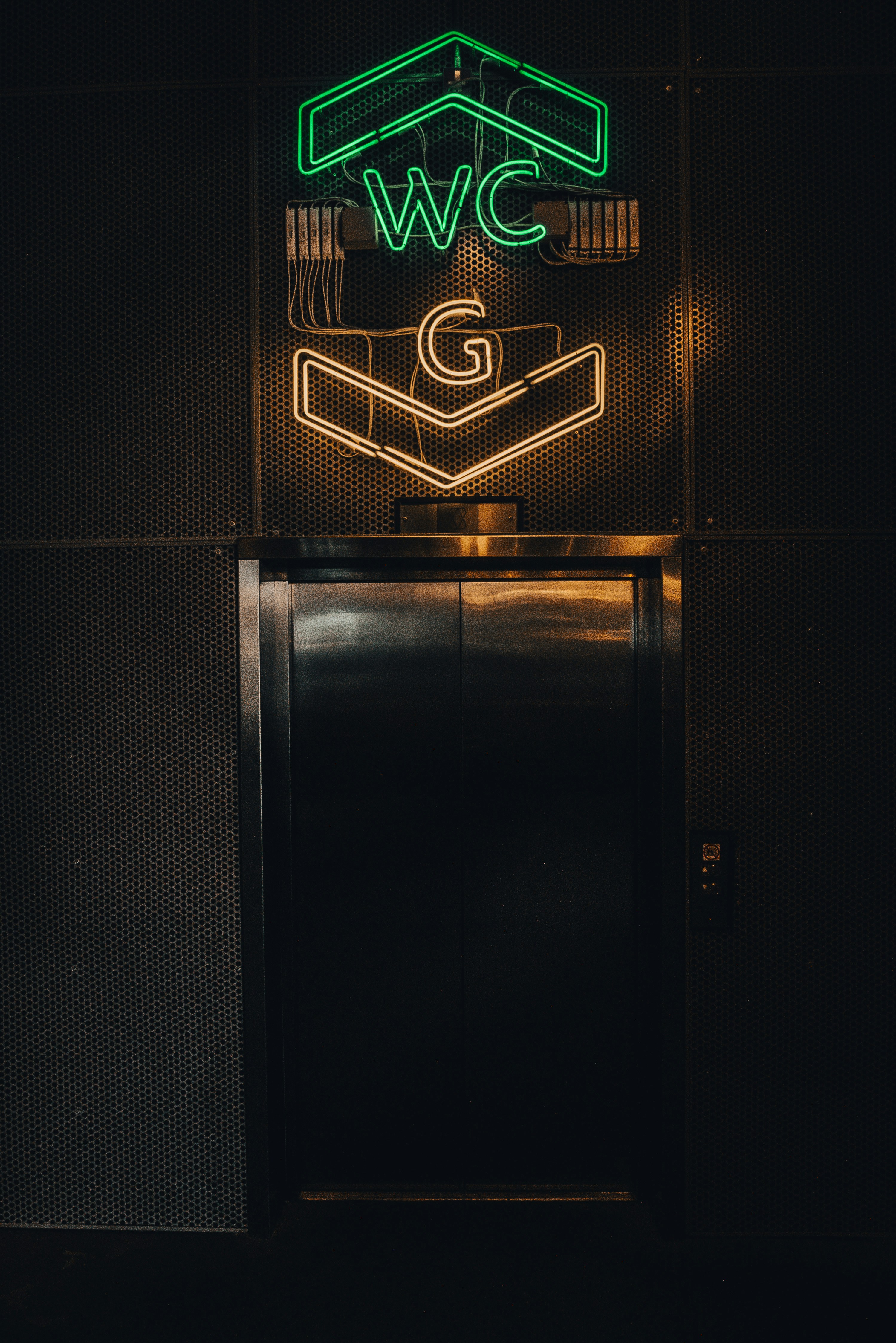 Lift up and down 