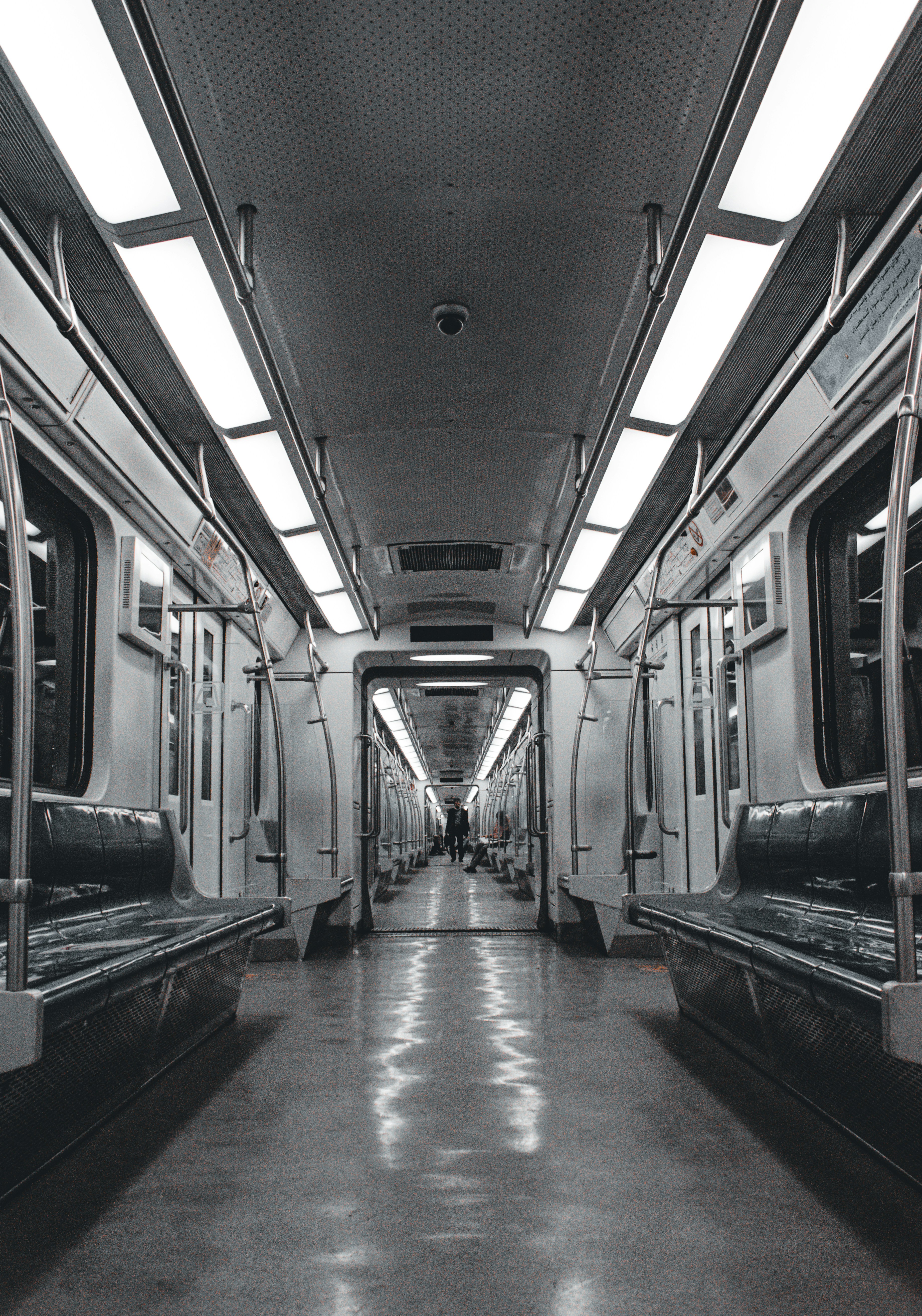 White and black train in train station photo – Free Grey Image on Unsplash