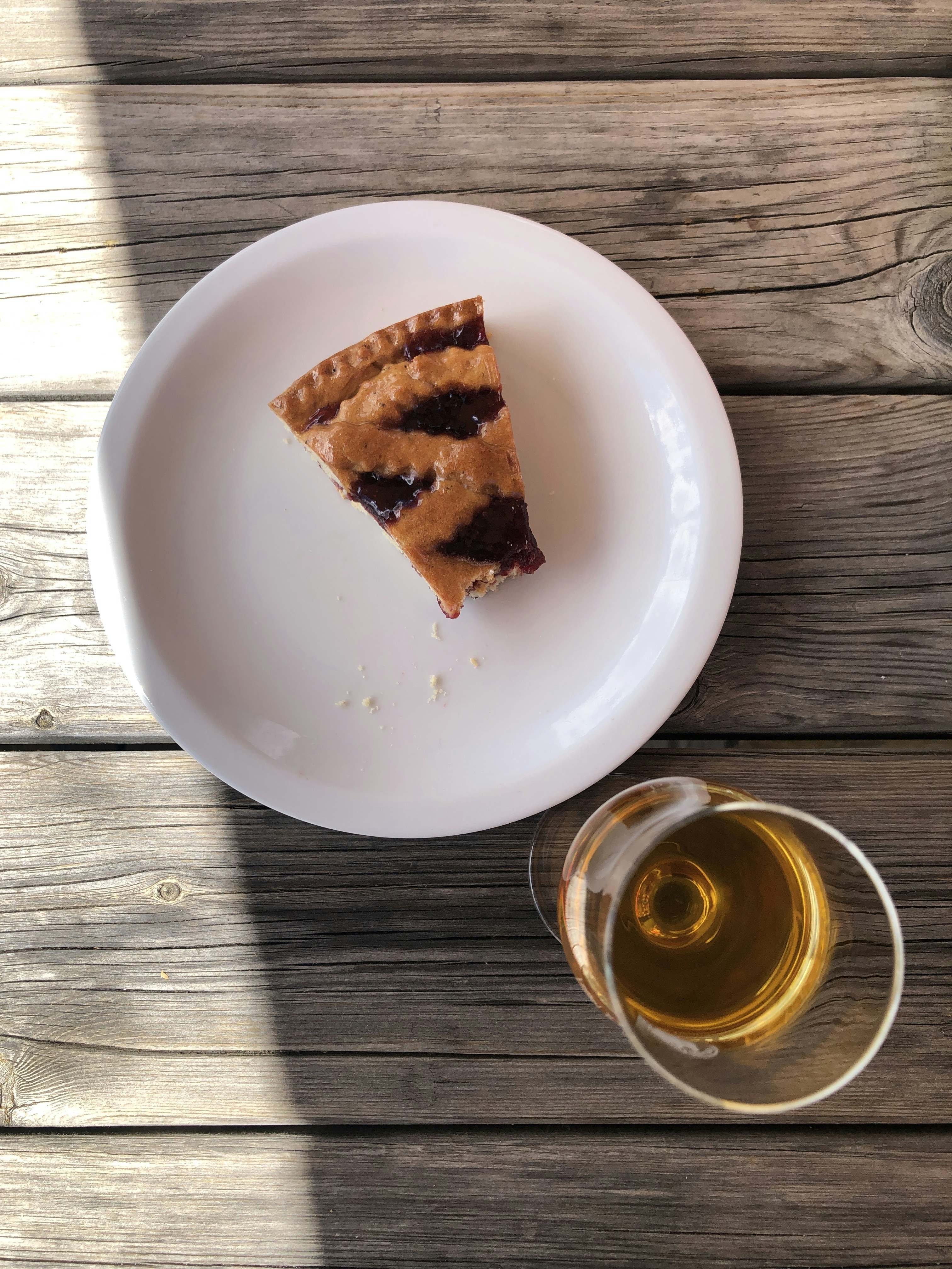 Slice of Time: A Quiet Bite by the Wood
