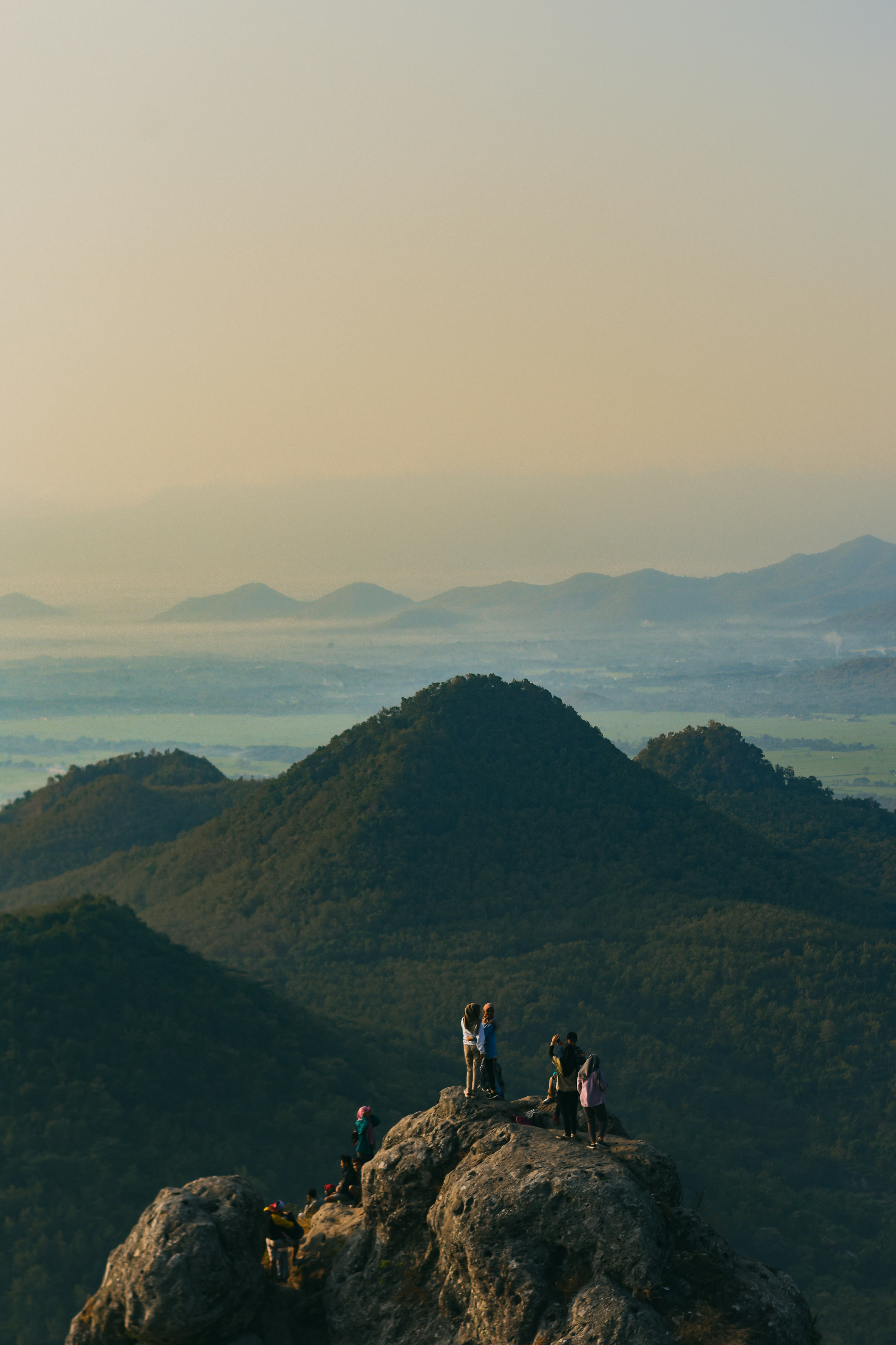 Summit Serenity: Gathering Above the Hills