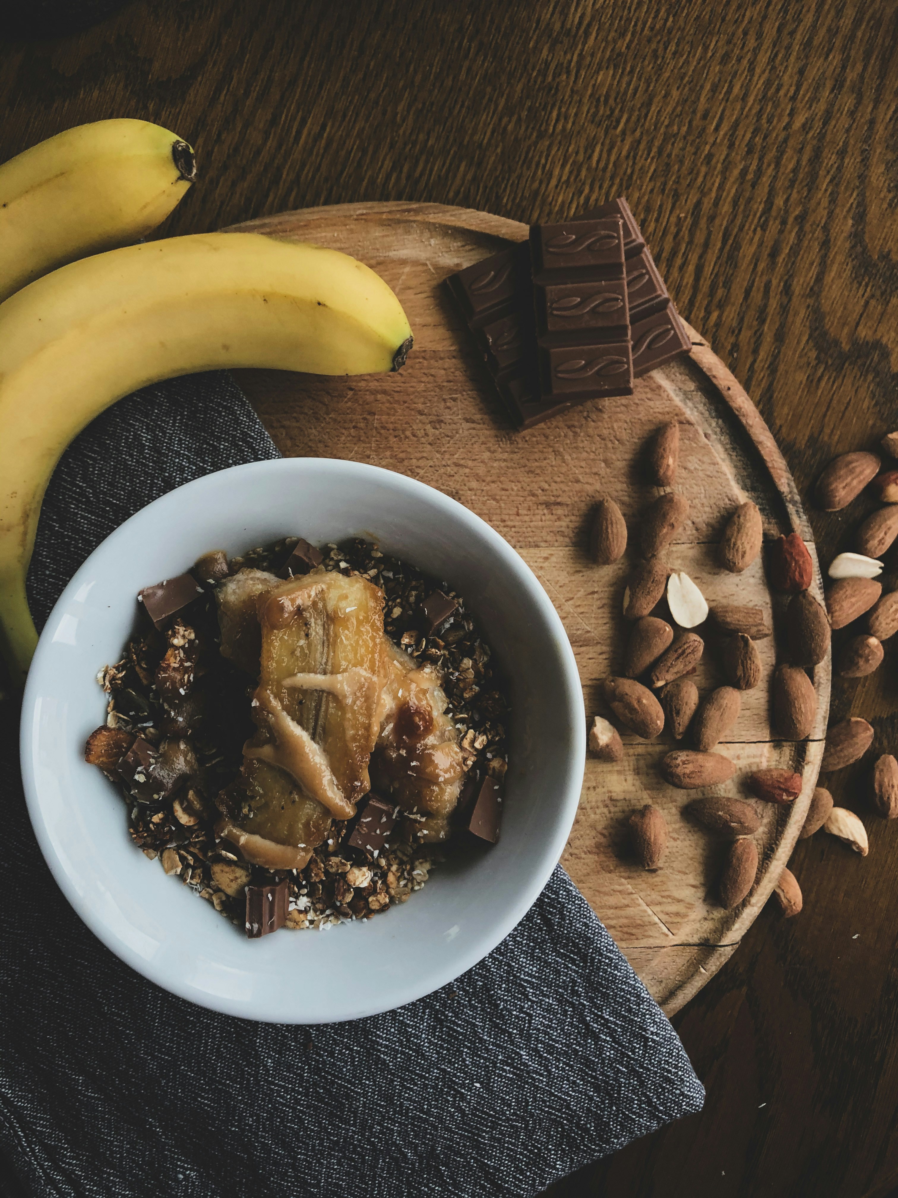caramelized banana oatmeal bowl 