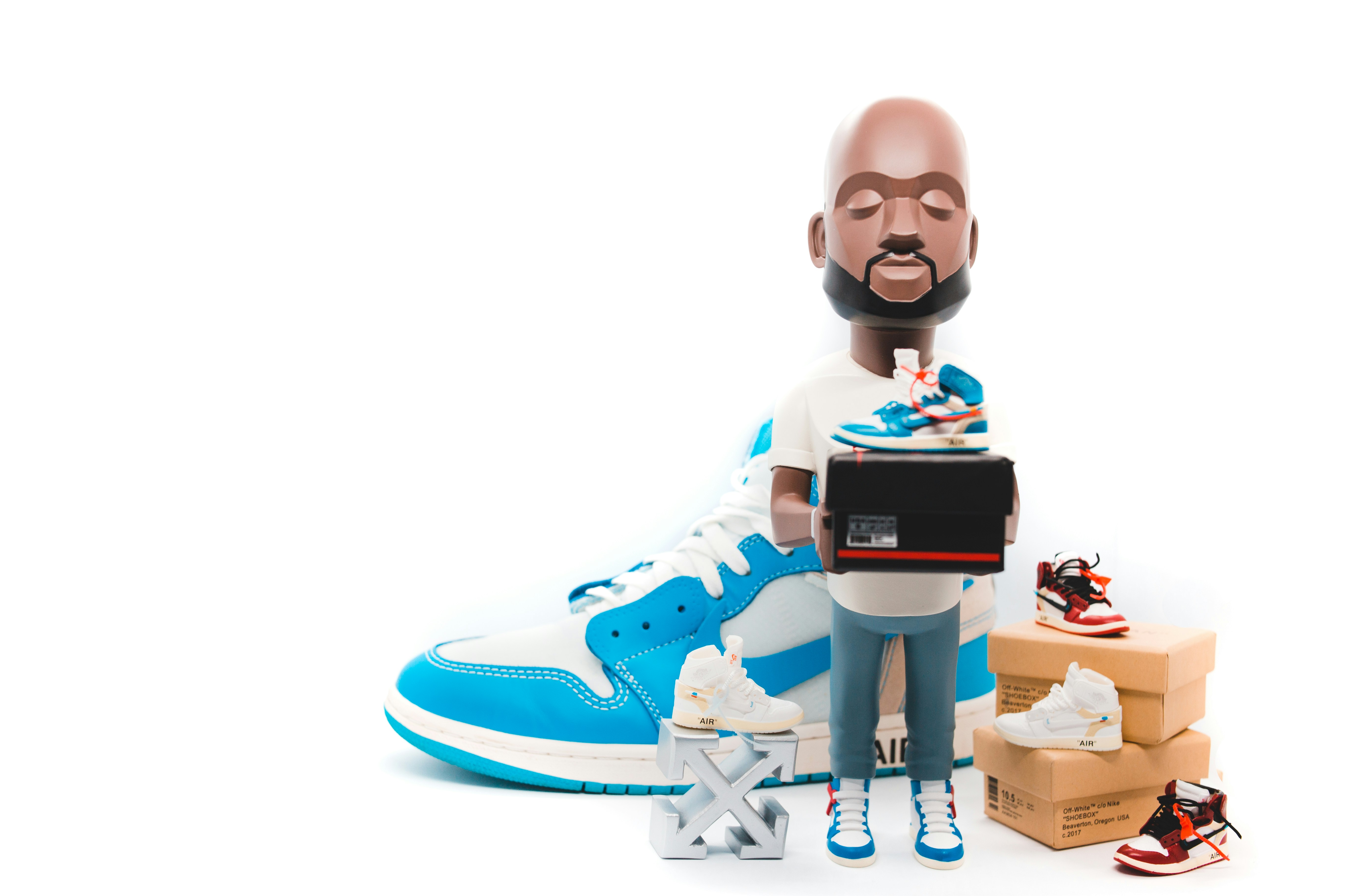 Sole Collector: A Bespoke Sneaker Scouting with the Miniature Portrait
