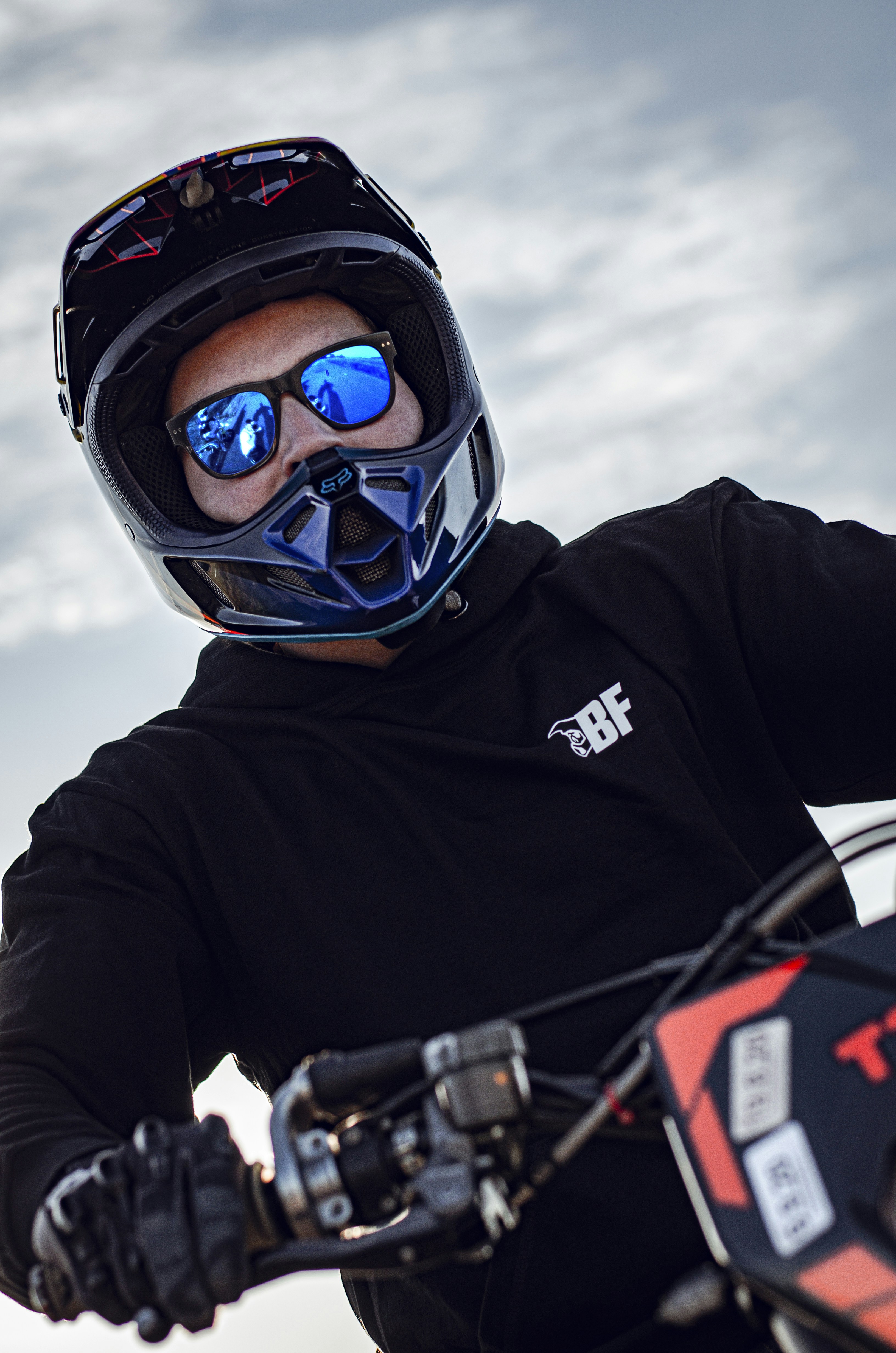 Close-Quarters Run: The Gear and Gaze of a Mountain Moto Rider