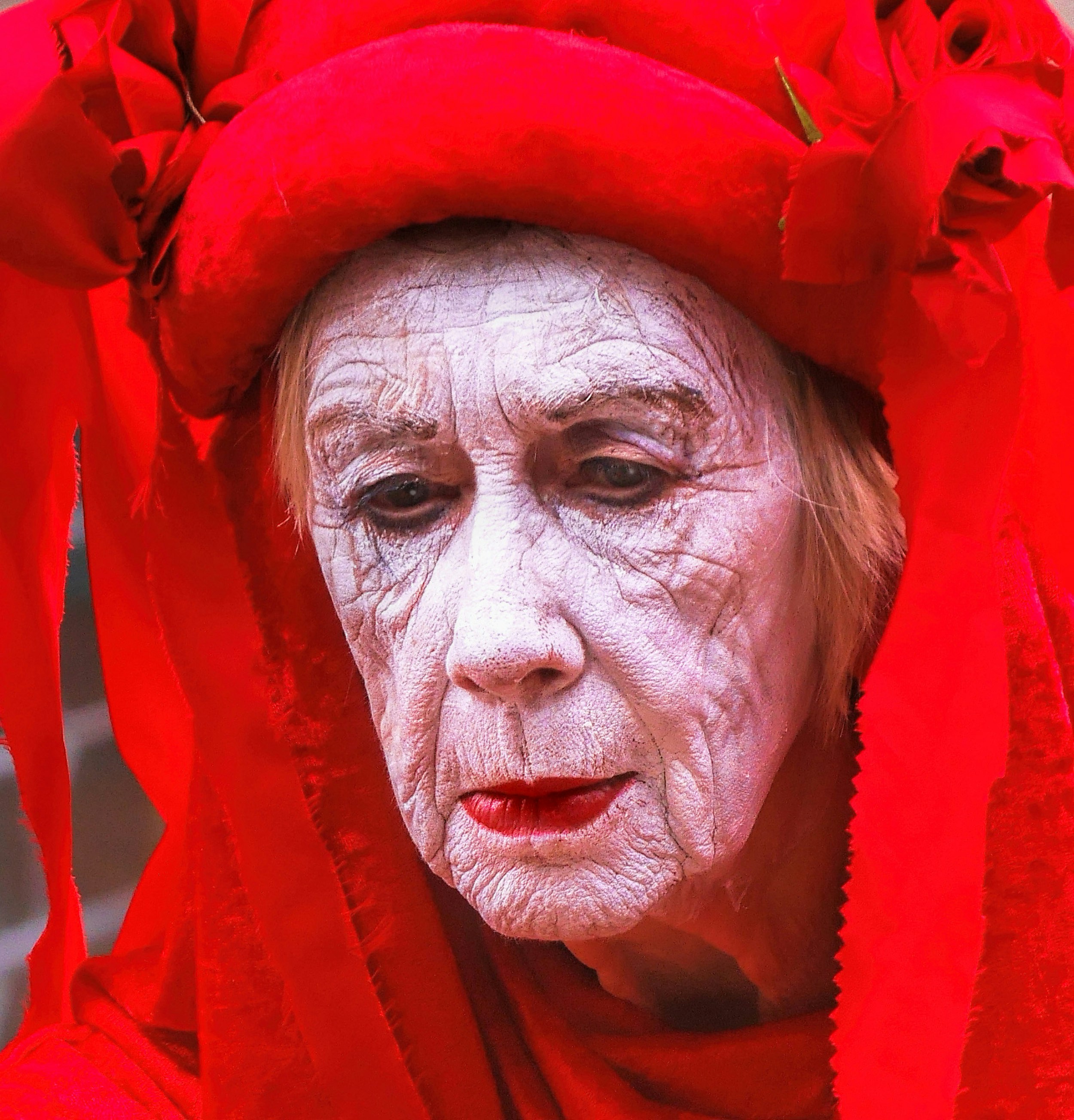 Person in red and white mask photo – Free Dorset Image on Unsplash