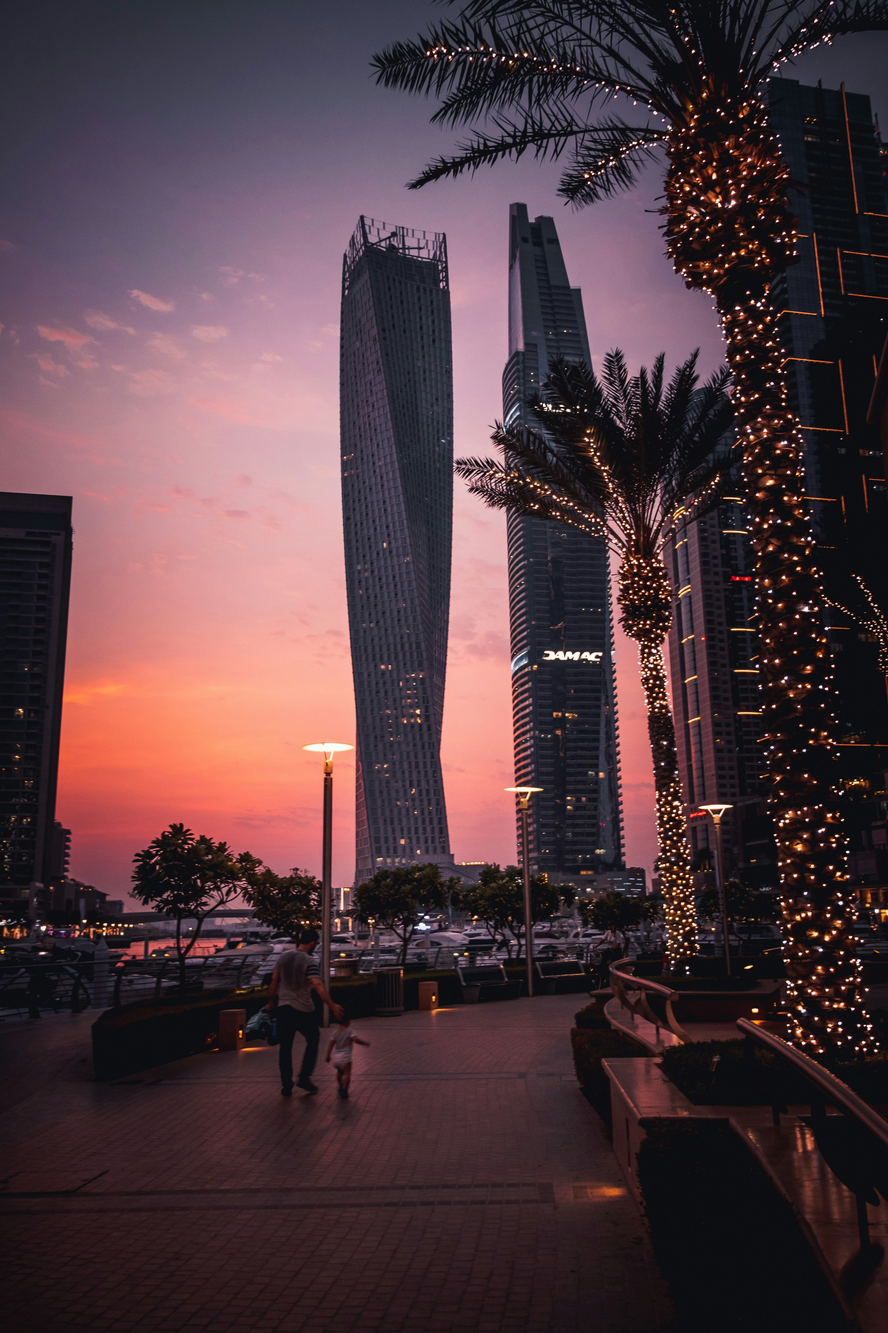 An evening in Dubai 🌇Jeet Dhanoa