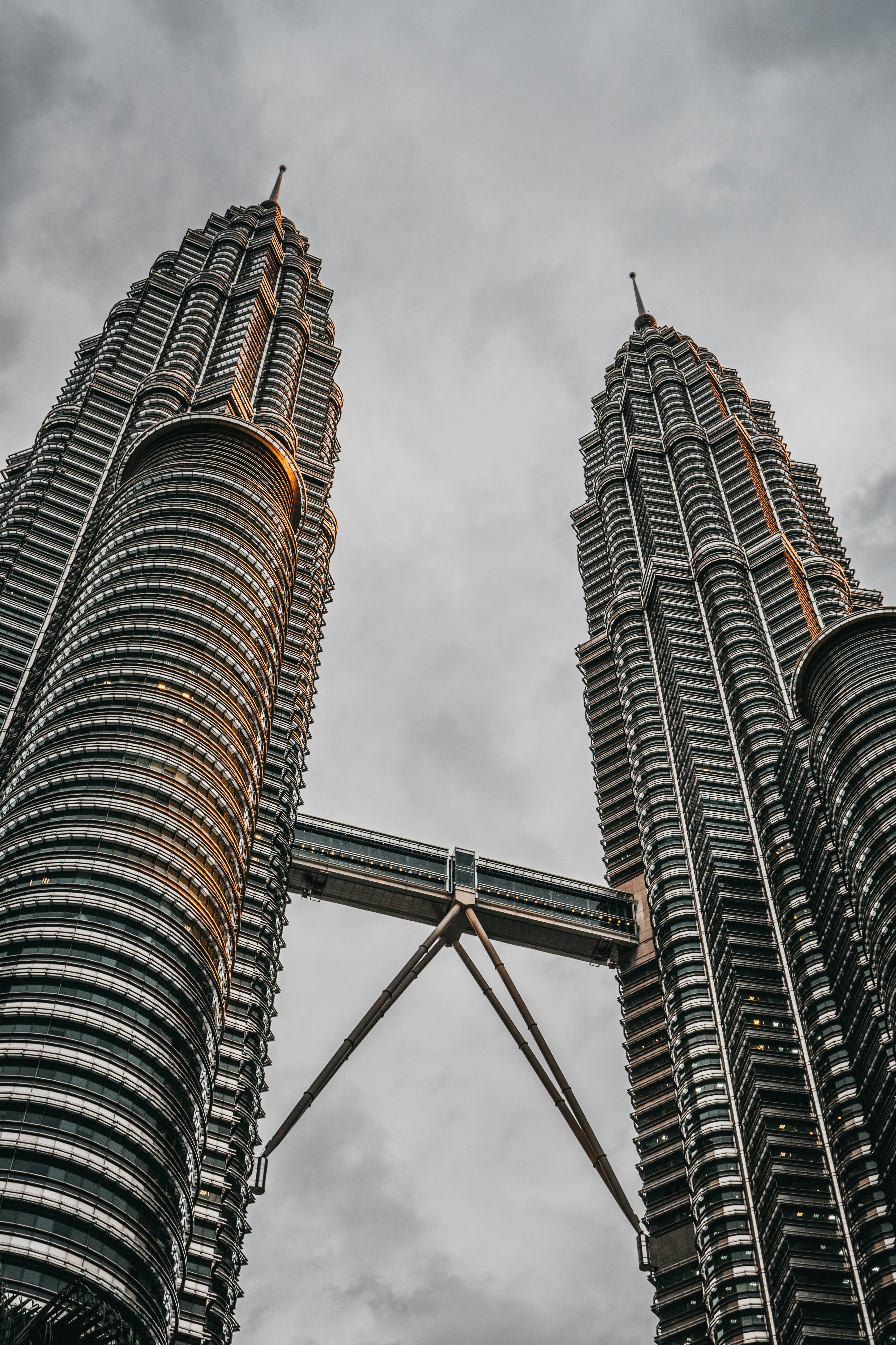Petronas Twin Tower Pictures | Download Free Images on Unsplash