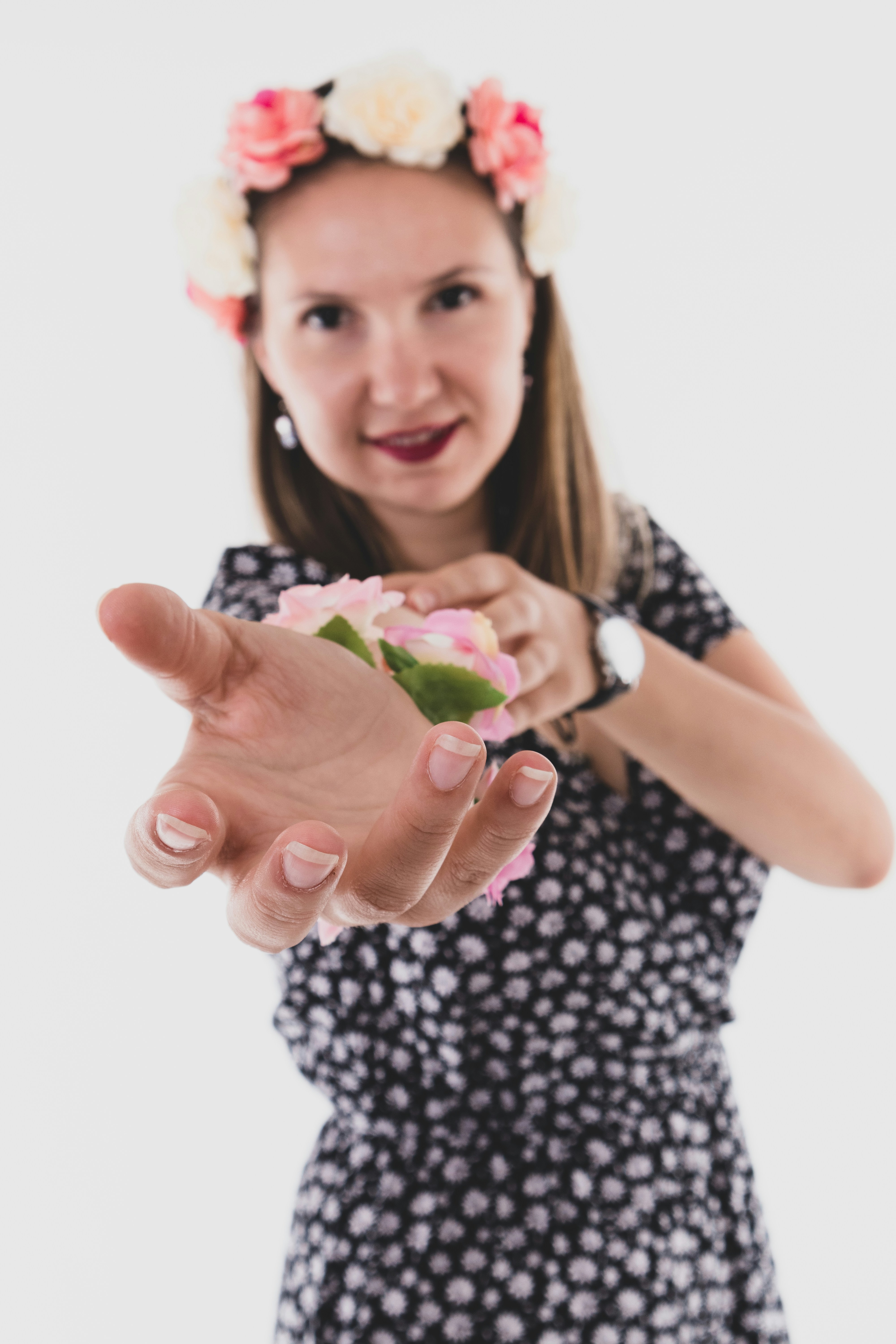 Petal-Forward Greeting: A Close-Up of Blooming Intent