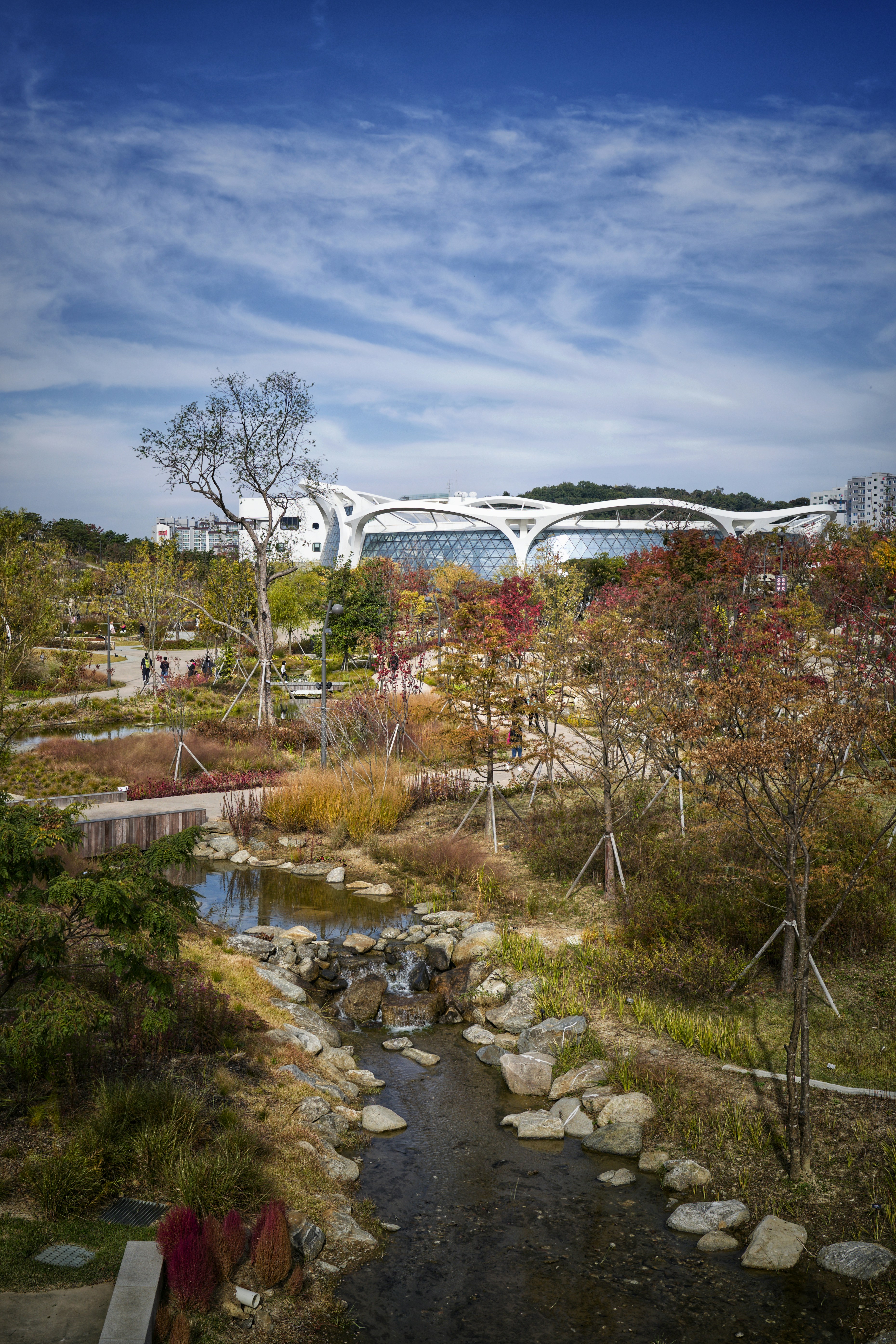 White bridge over river under blue sky during daytime photo – Free ...