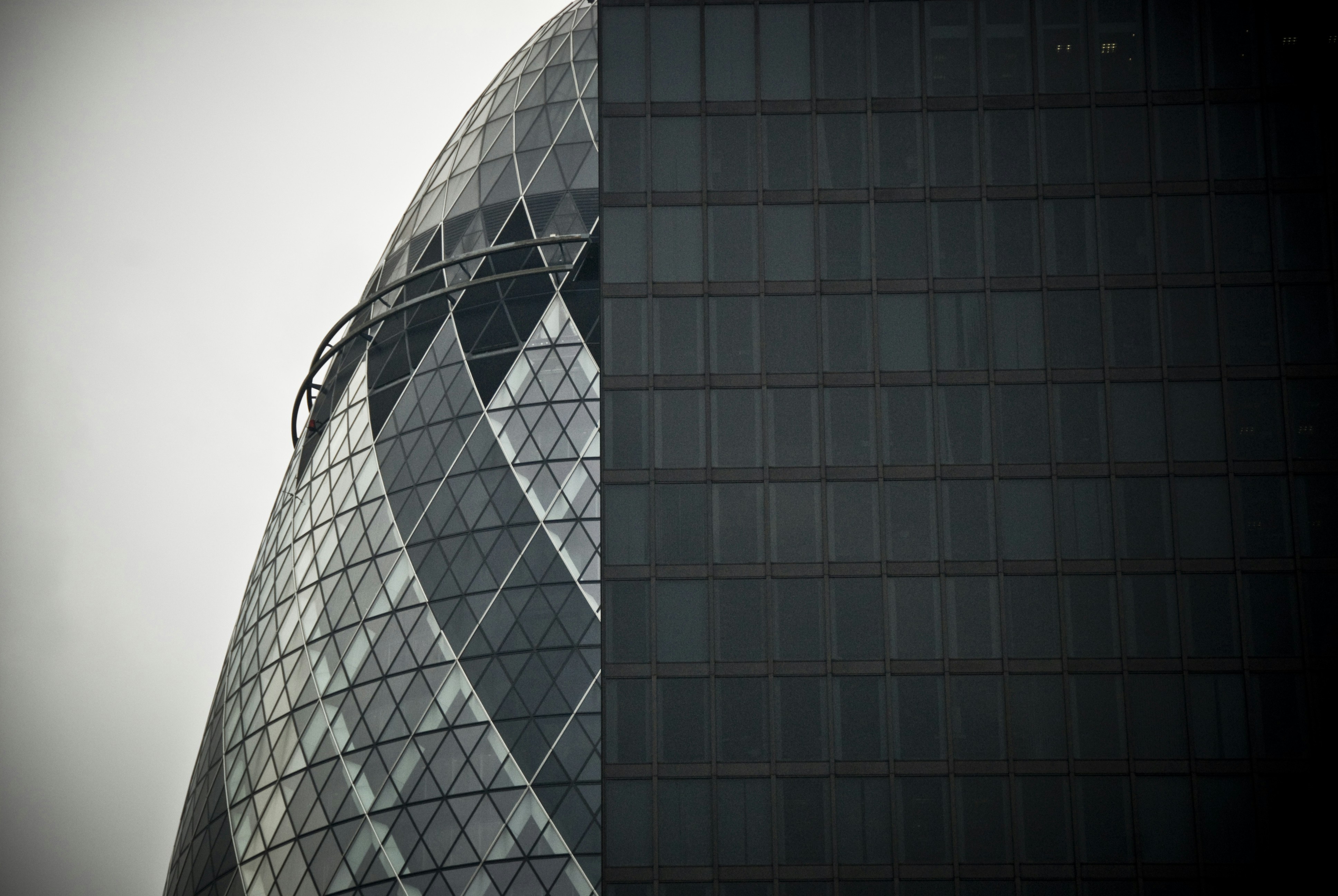 Black and gray glass building photo – Free Grey Image on Unsplash
