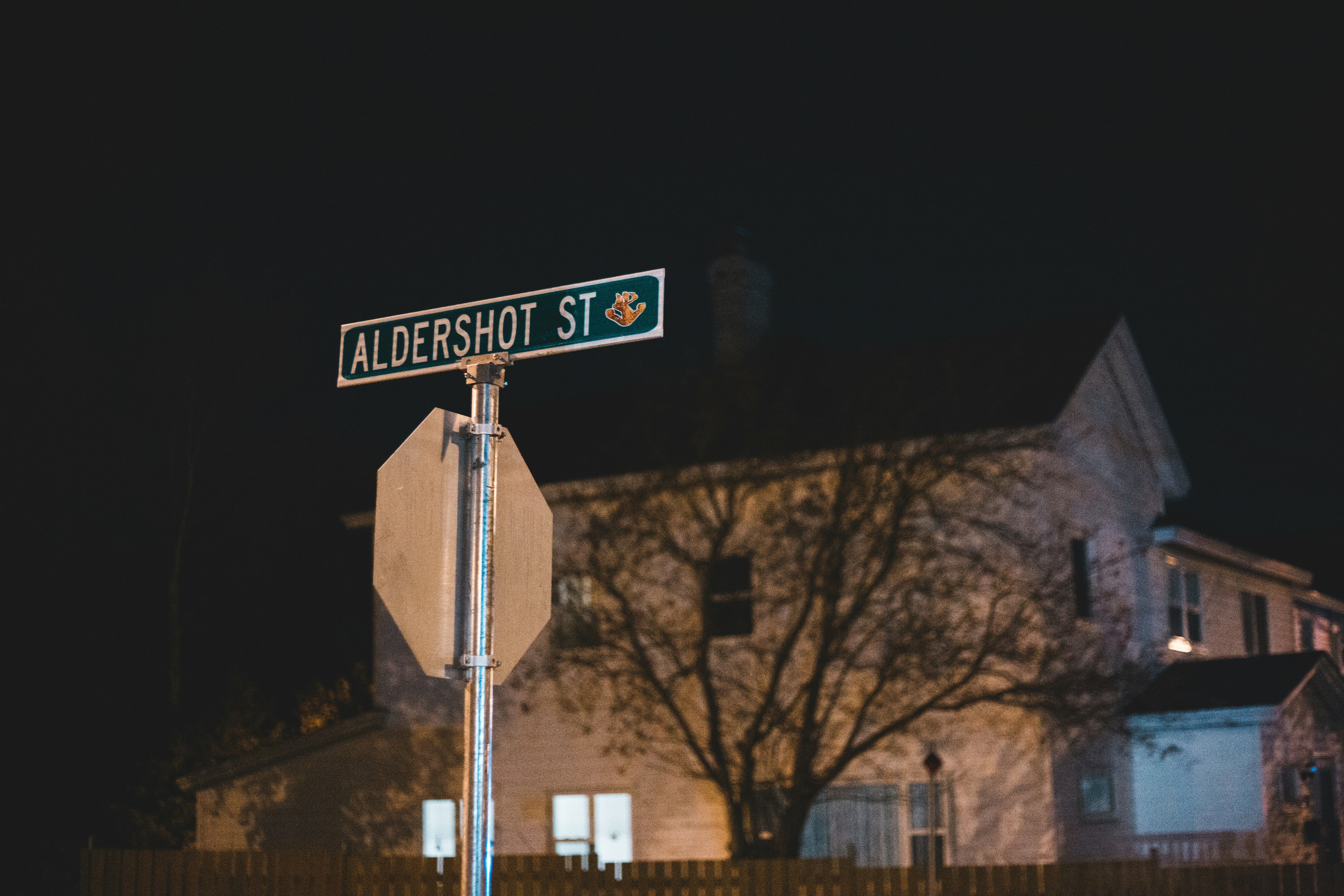 A Quiet Night at Aldershot Street
