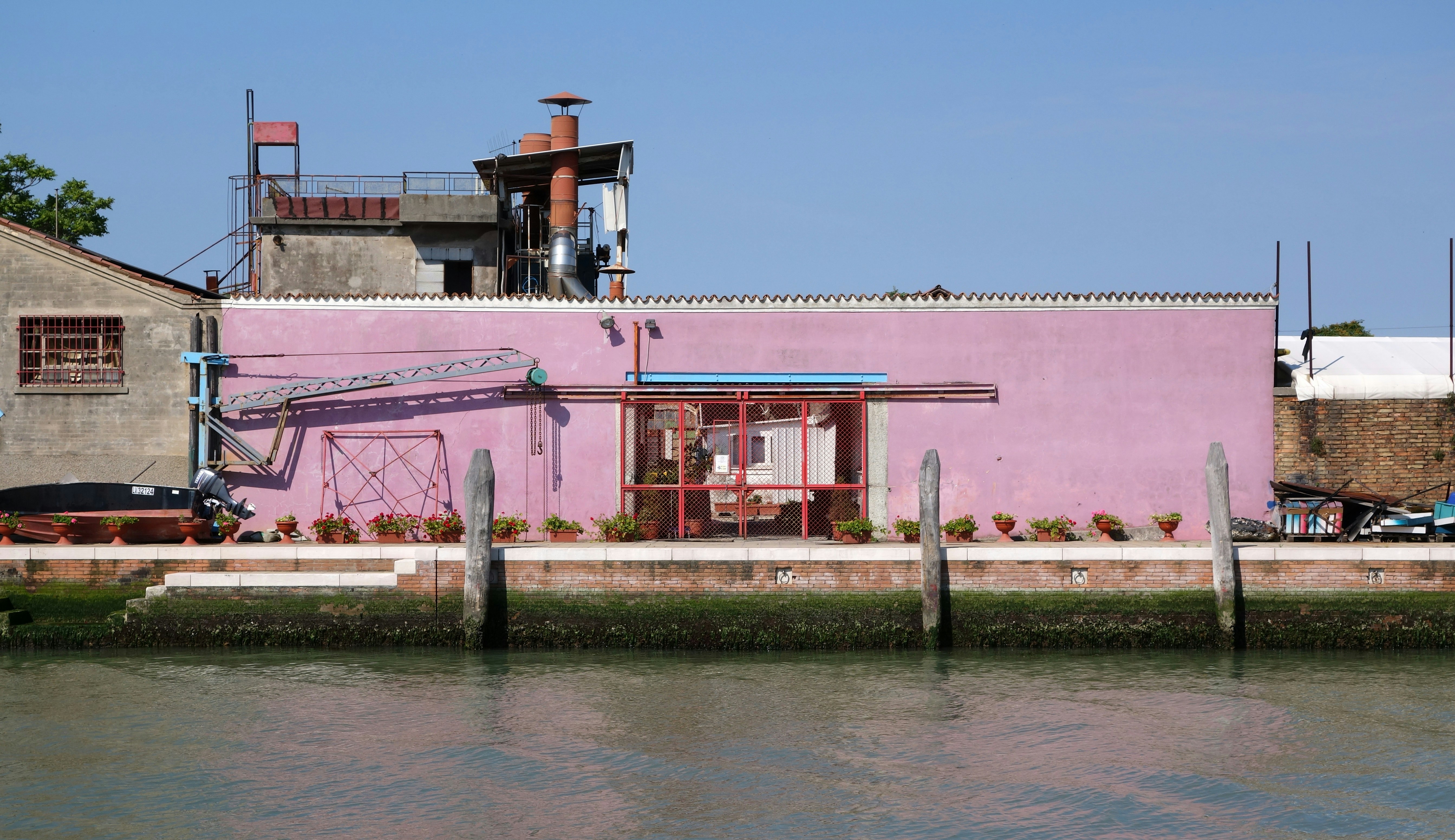 Workshop in Venice seen from the ferry.