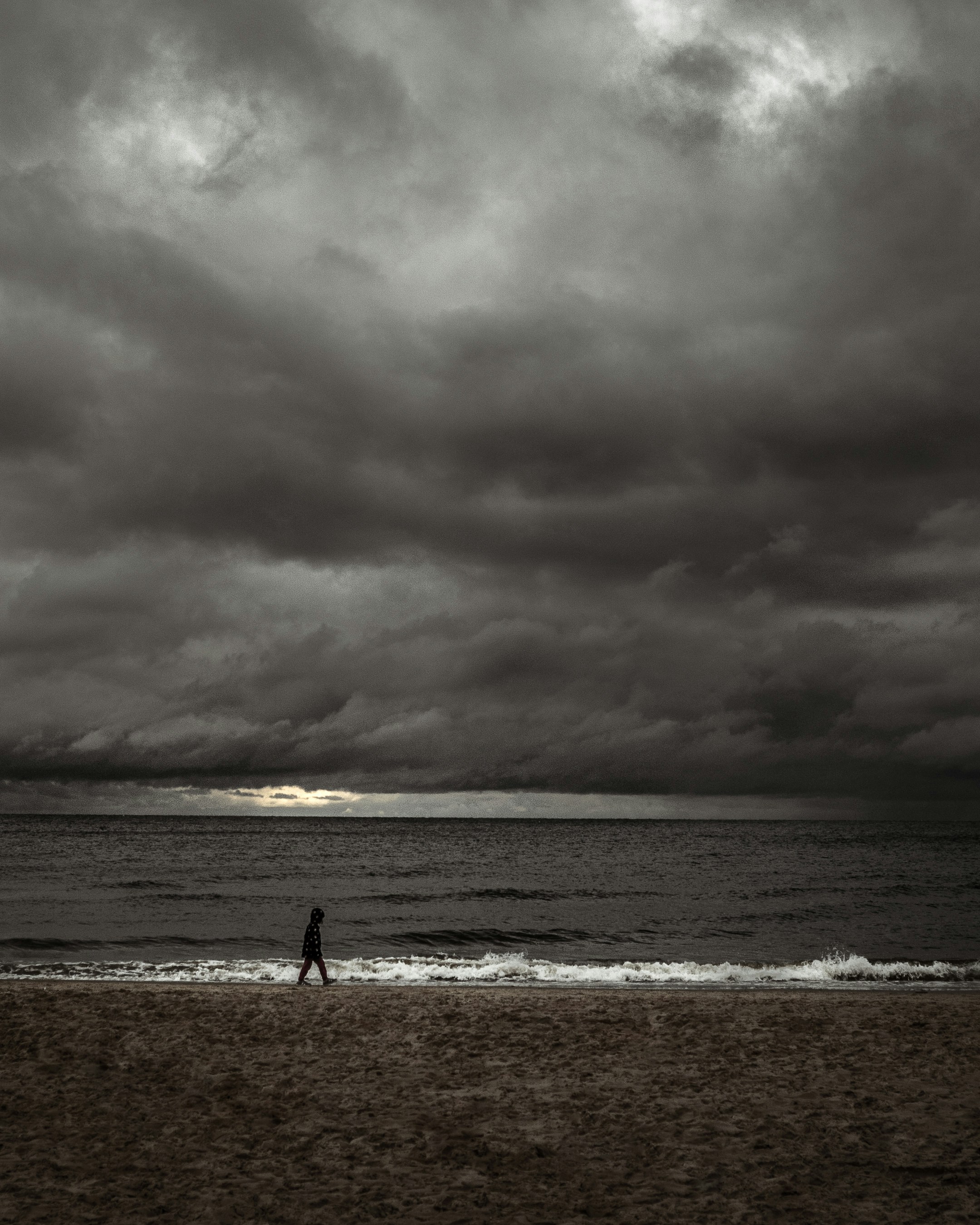 Rainy Beach Pictures | Download Free Images on Unsplash